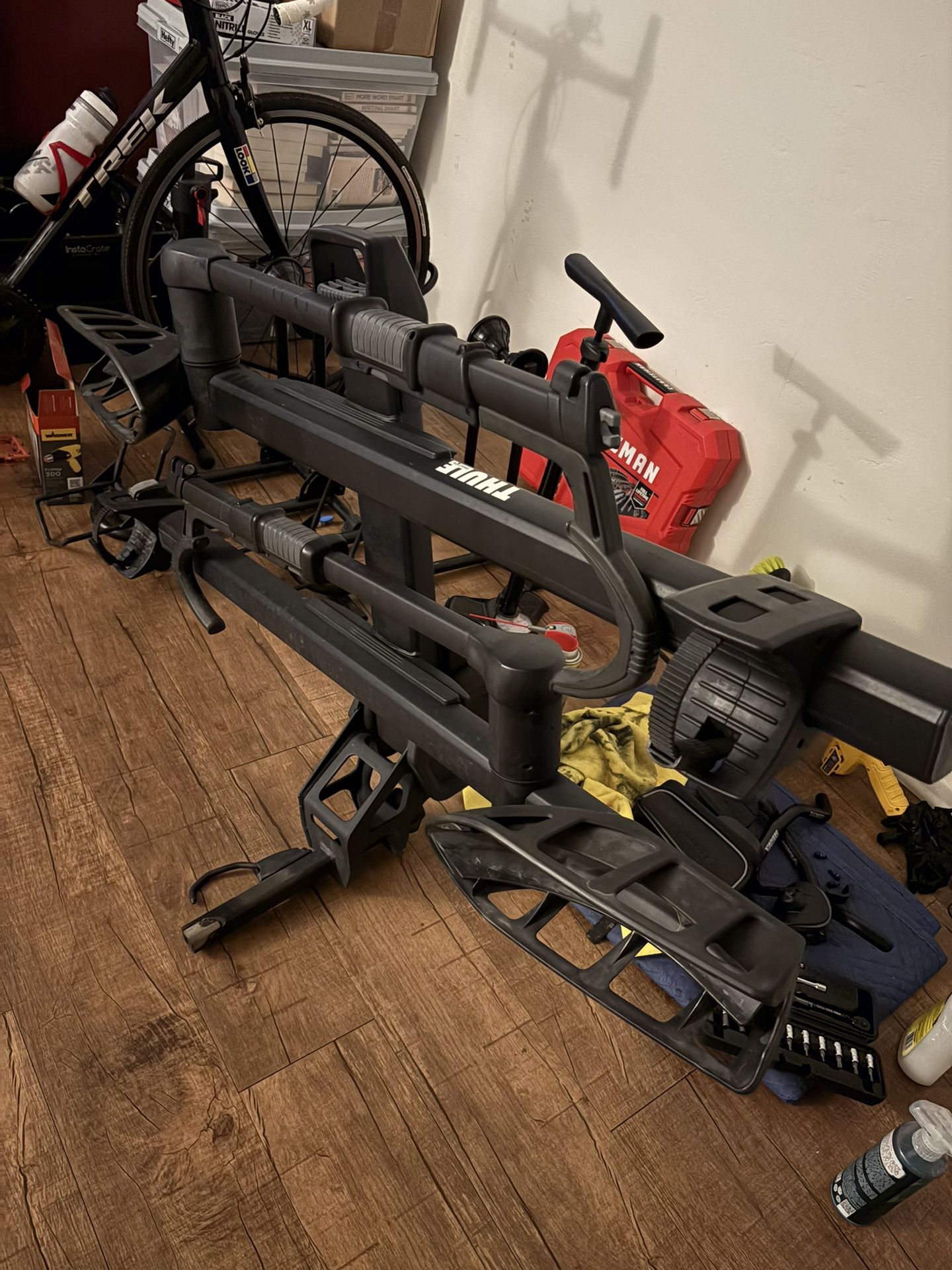 THULE T2 PRO XTR 2 HITCH 1.25” Bike Rack For Mountain bikes for Sale in ...