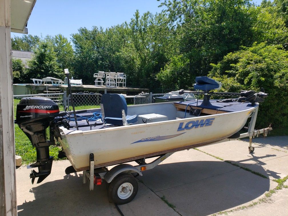 Lowe sea nymph deep V 14ft Minn Kota ulterra trolling motor ipilot w ...