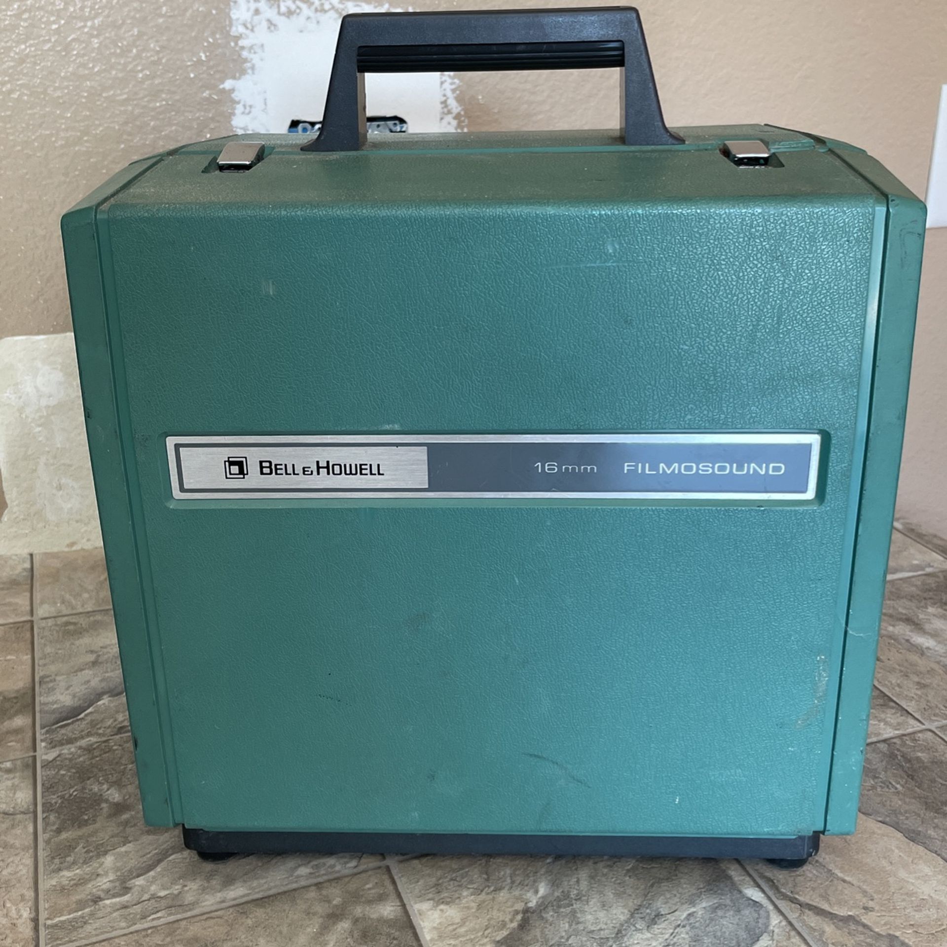 BELL & HOWELL 16MM PROJECTOR - FILMOSOUND for Sale in Hacienda Heights ...