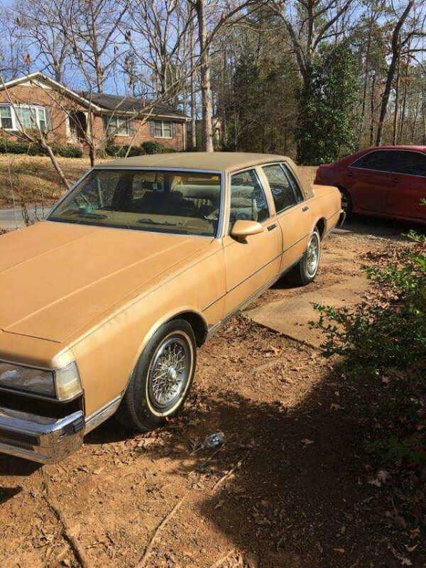 Chevrolet caprice classic 88 for Sale in Inman, SC - OfferUp