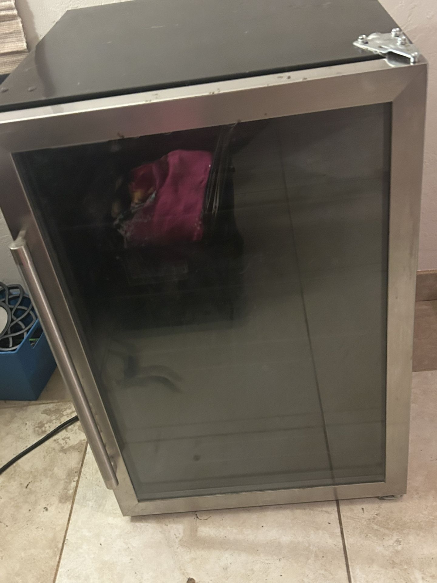 Mini fridge for Sale in Mesa, AZ - OfferUp