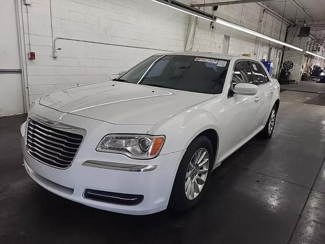 2014 Chrysler 300 for Sale in Phoenix, AZ - OfferUp