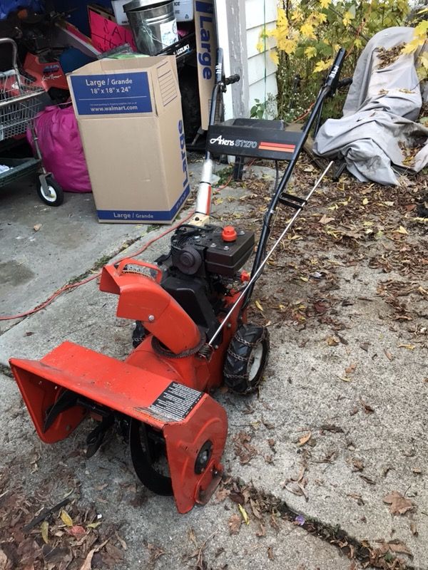 Ariens ST270 2.7 HP 20 inch snowblower for Sale in Flint, MI - OfferUp