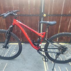 Hyper Bicycles Men s 29 Explorer Dual Suspension Mountain Bike Red for Sale in Chicago IL OfferUp