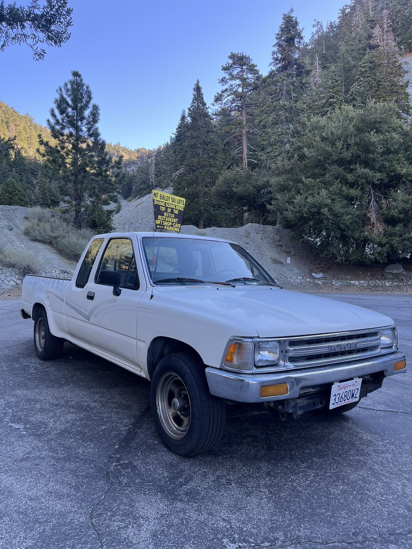 1989 Toyota Pick-Up for Sale in Lytle Creek, CA - OfferUp