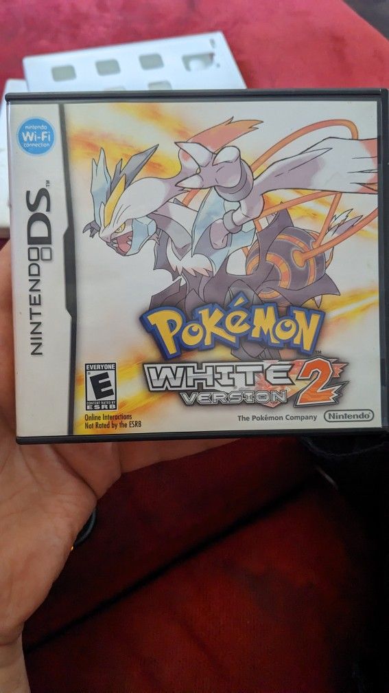 Pokemon White Version 2 Nintendo Ds for Sale in Oak Lawn, IL - OfferUp