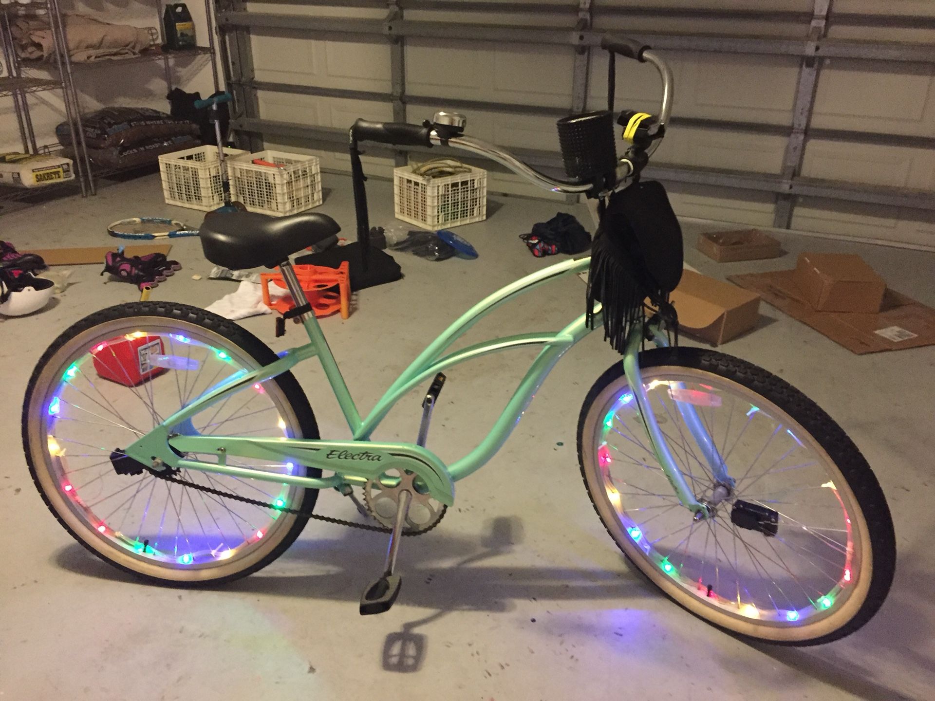 Electra 26 inch women’s beach cruiser bike for Sale in Delray Beach, FL - OfferUp