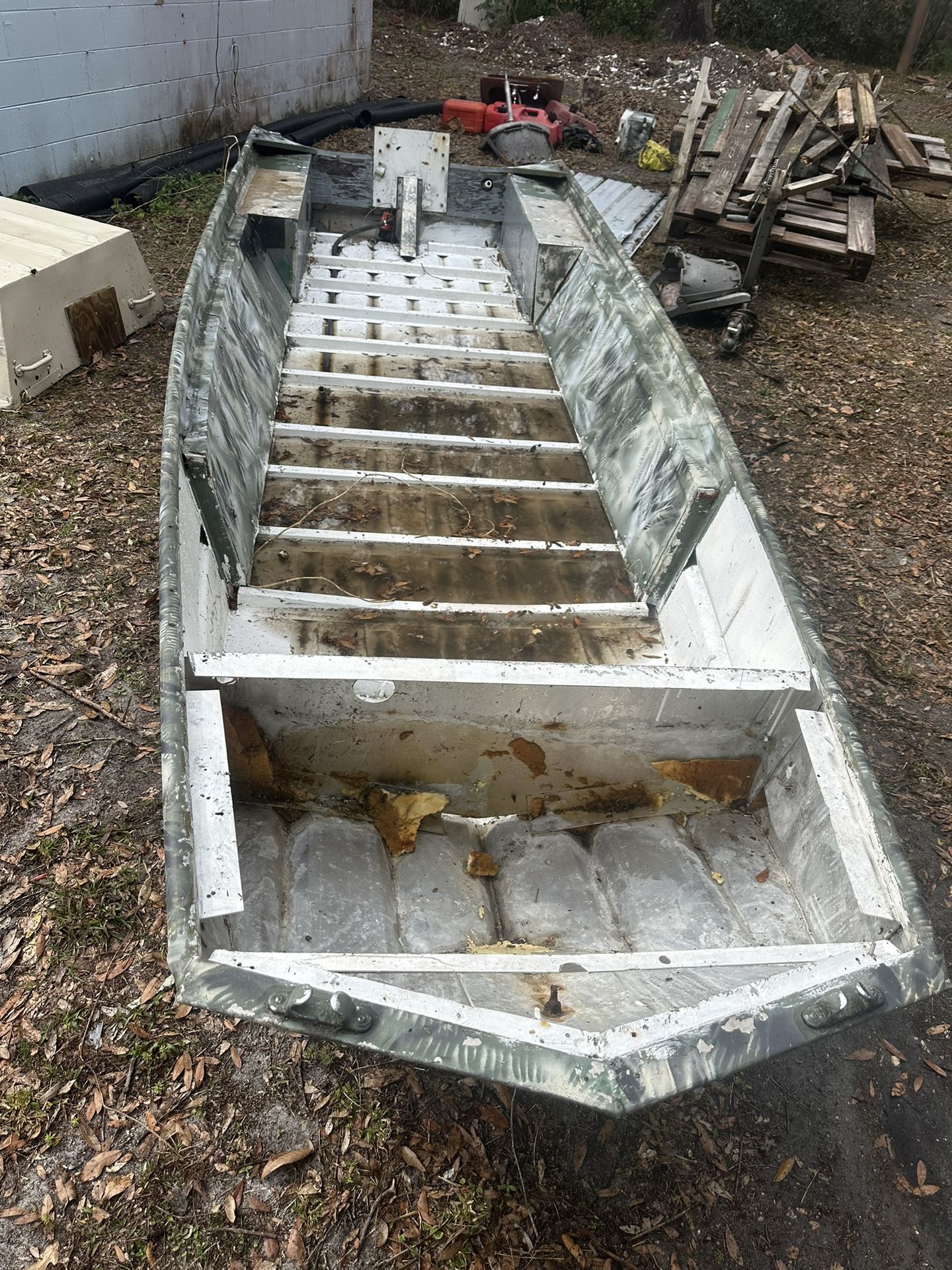 16ft Jon Boat for Sale in Apopka, FL - OfferUp