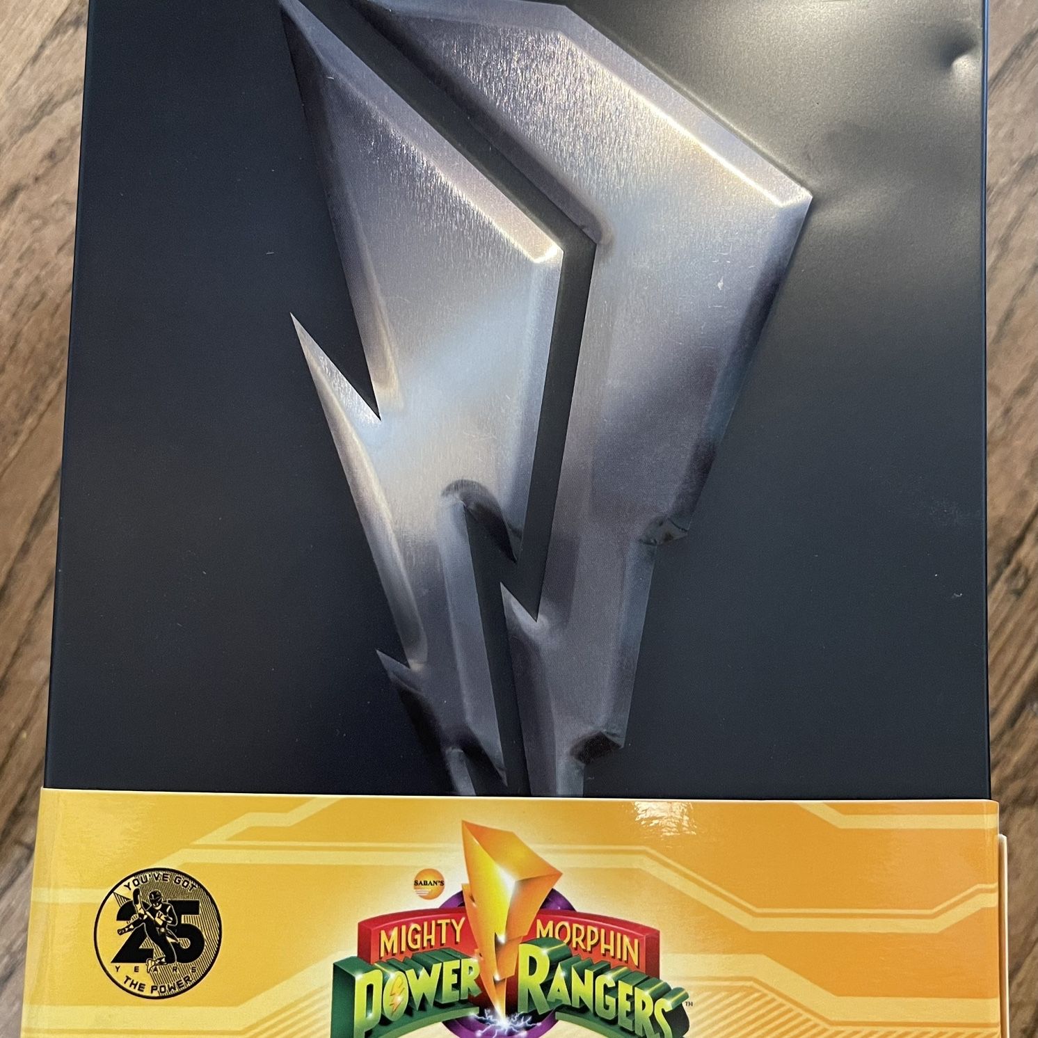 Mighty Morphin Power Rangers Lightning Bolt