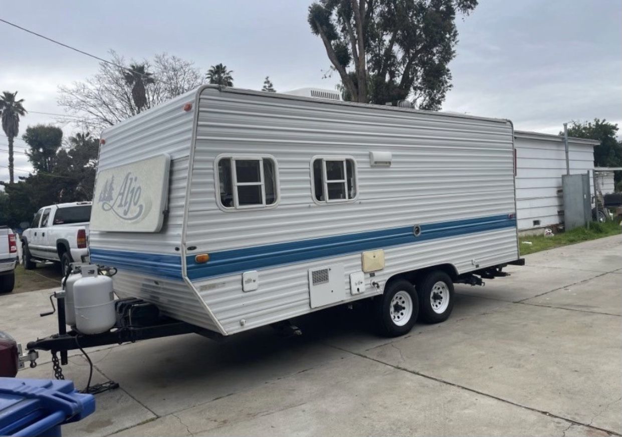 Travel Trailer 2000 Aljo Lite for Sale in San Diego, CA - OfferUp
