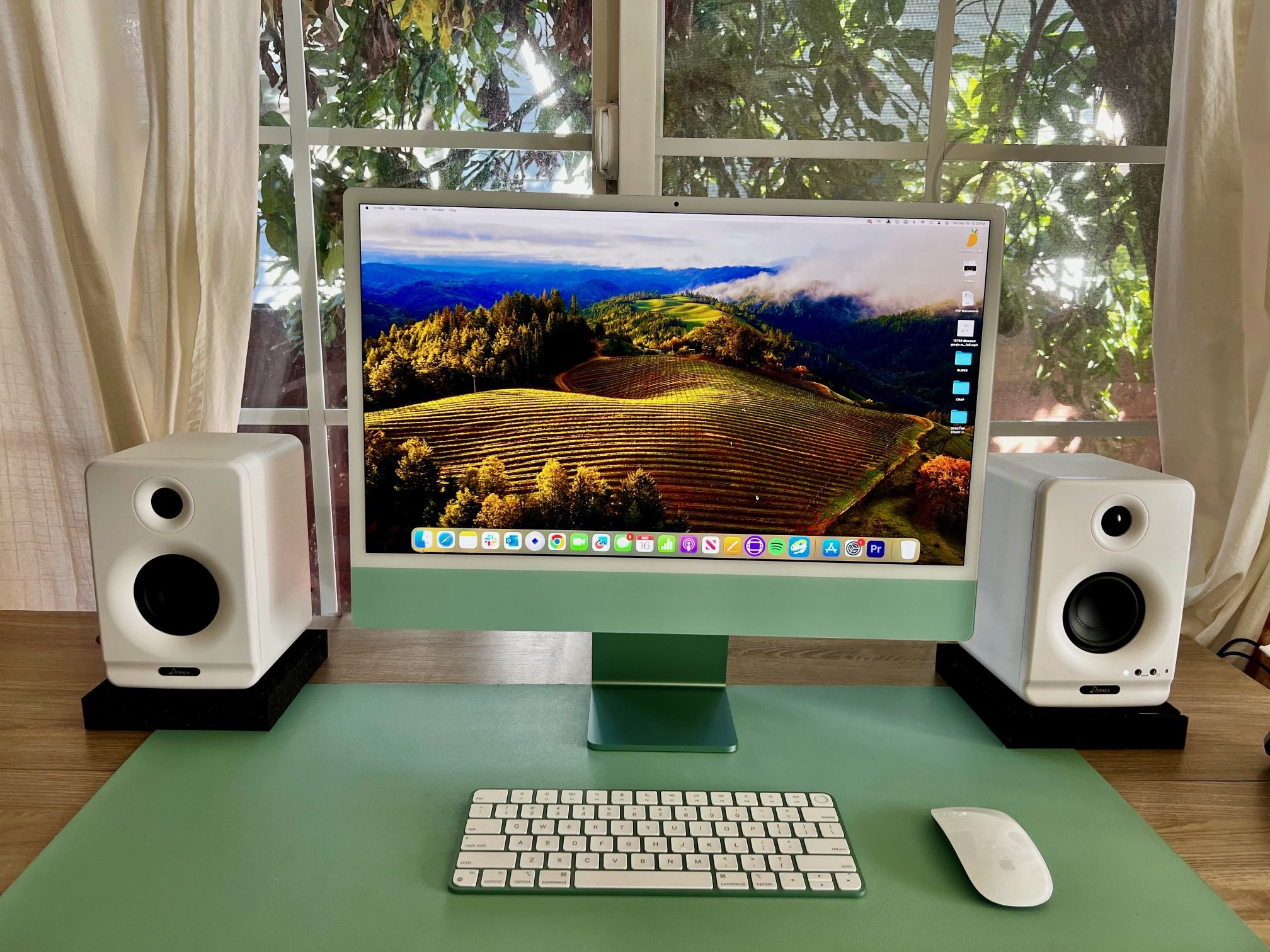 24” Green M1 iMac 512 GB SSD 16 GB RAM AppleCare for Sale in Los ...