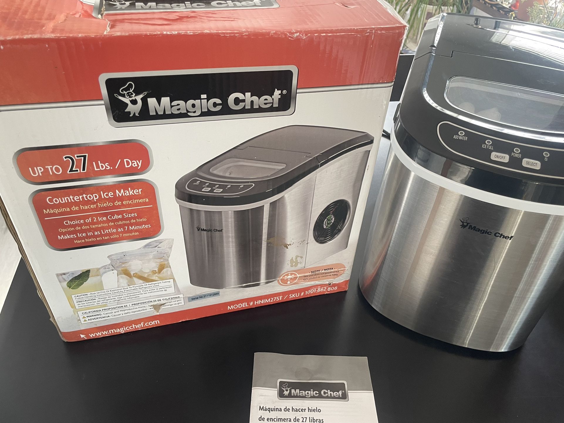 Ice Maker, Magic chef 27lbs capacity in almost new condition. for Sale ...