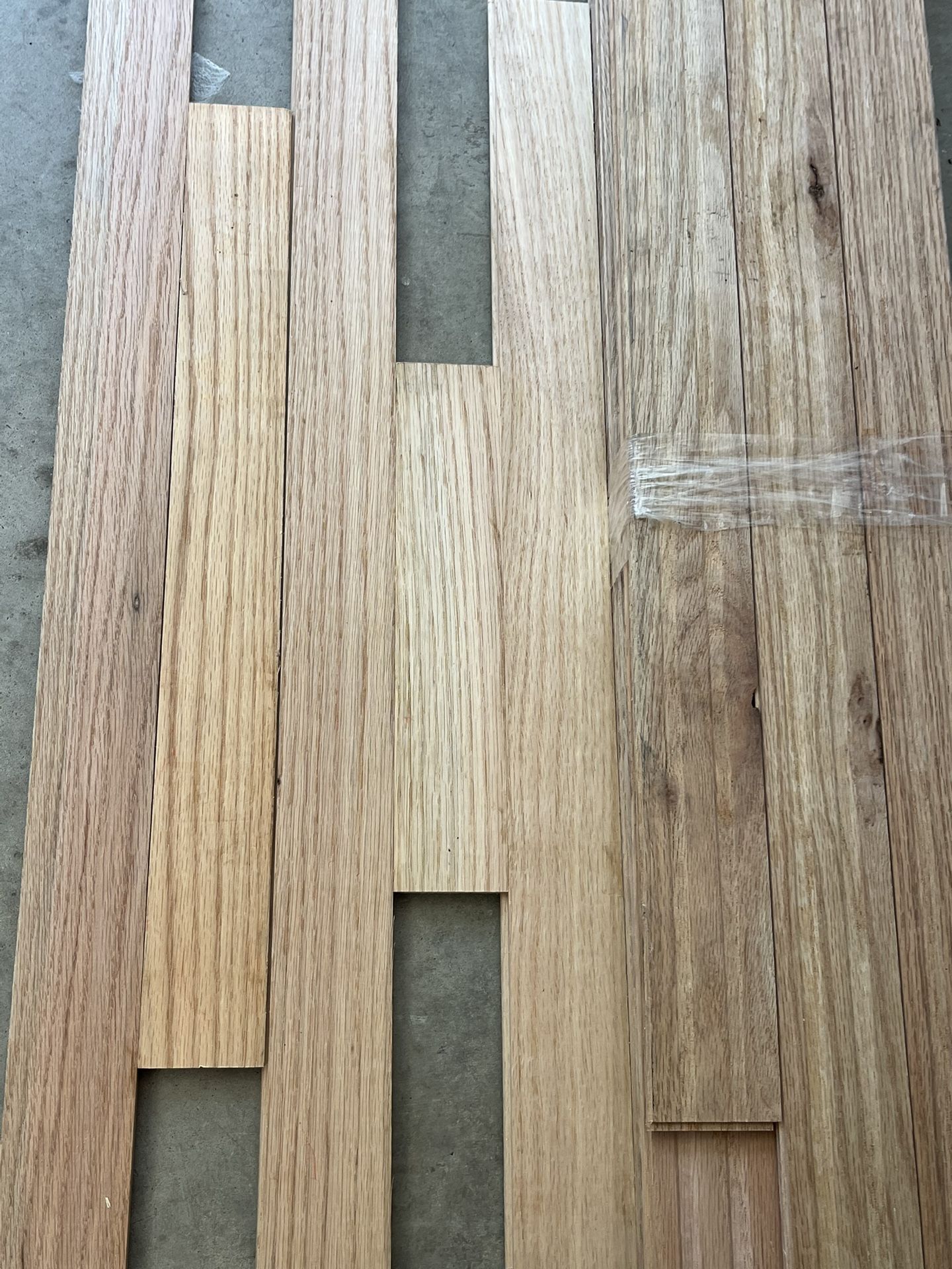 Tengo un bundle de madera red oak sólida para stainear de 3 pulgadas ...