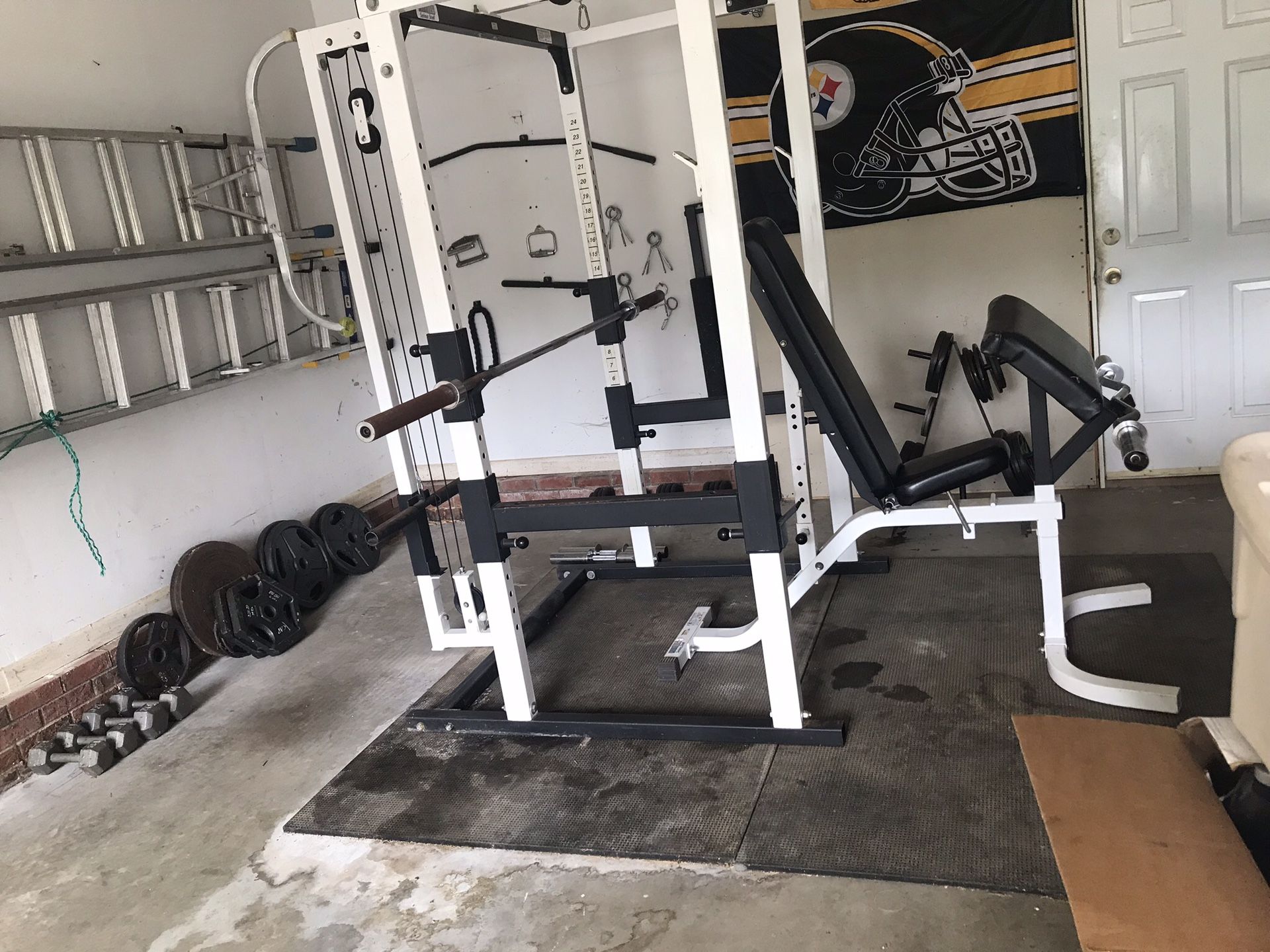 ParaBody Power Rack for Sale in Charlotte, NC - OfferUp