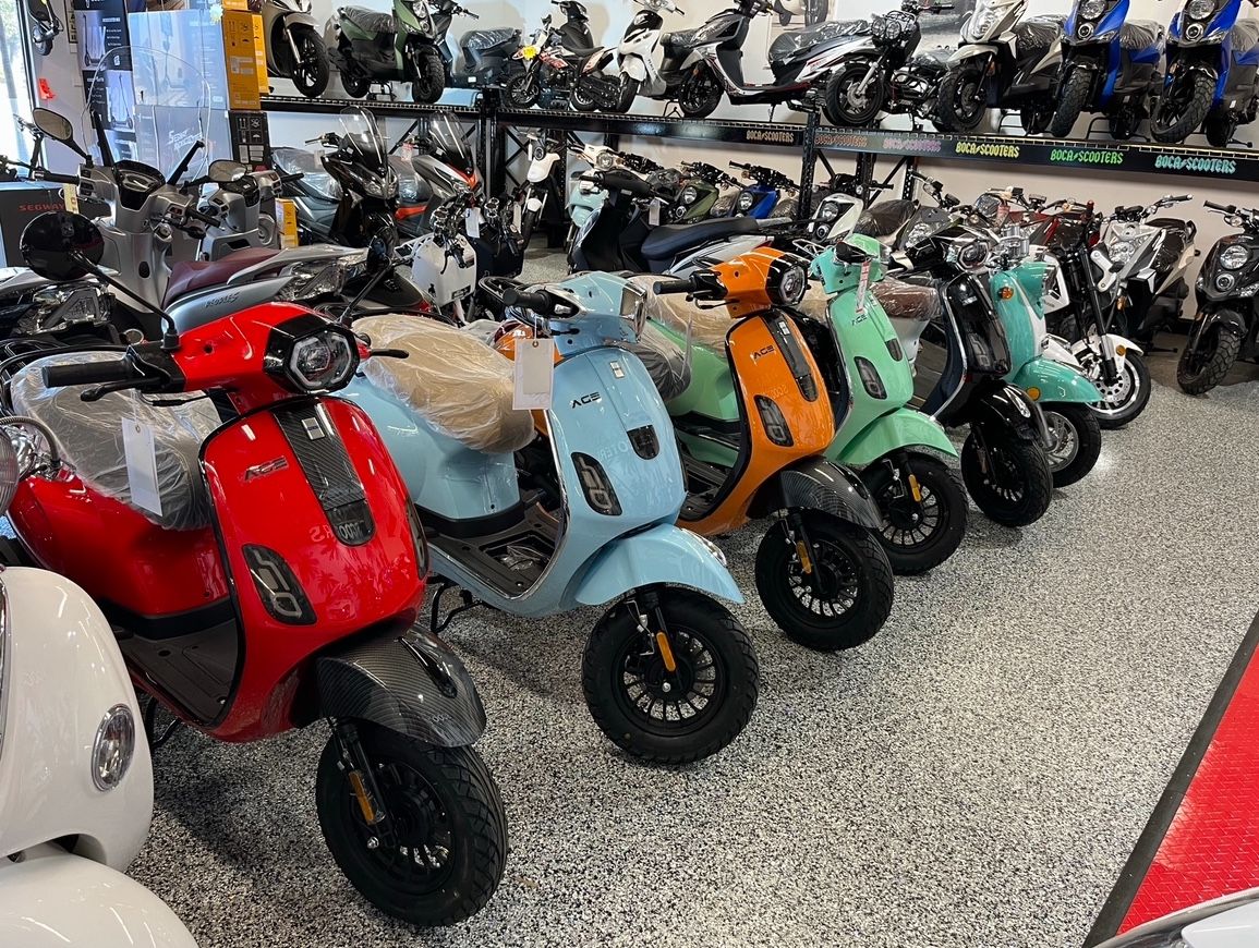 BRAND NEW 2024 * ITALICA AUTOMATIC 150cc MOTORCYCLE * EASY TO RIDE ...