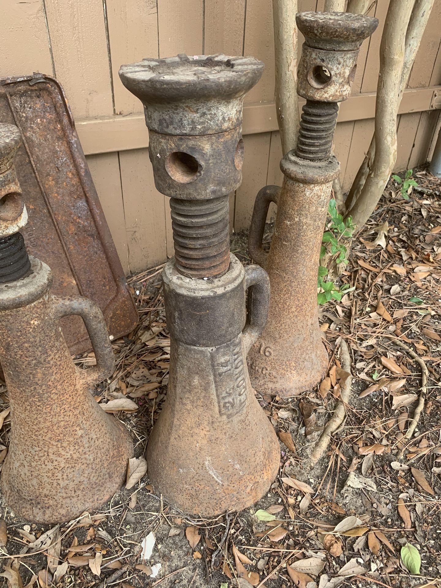 3 Antique House Jacks $85 Each for Sale in Dallas, TX - OfferUp