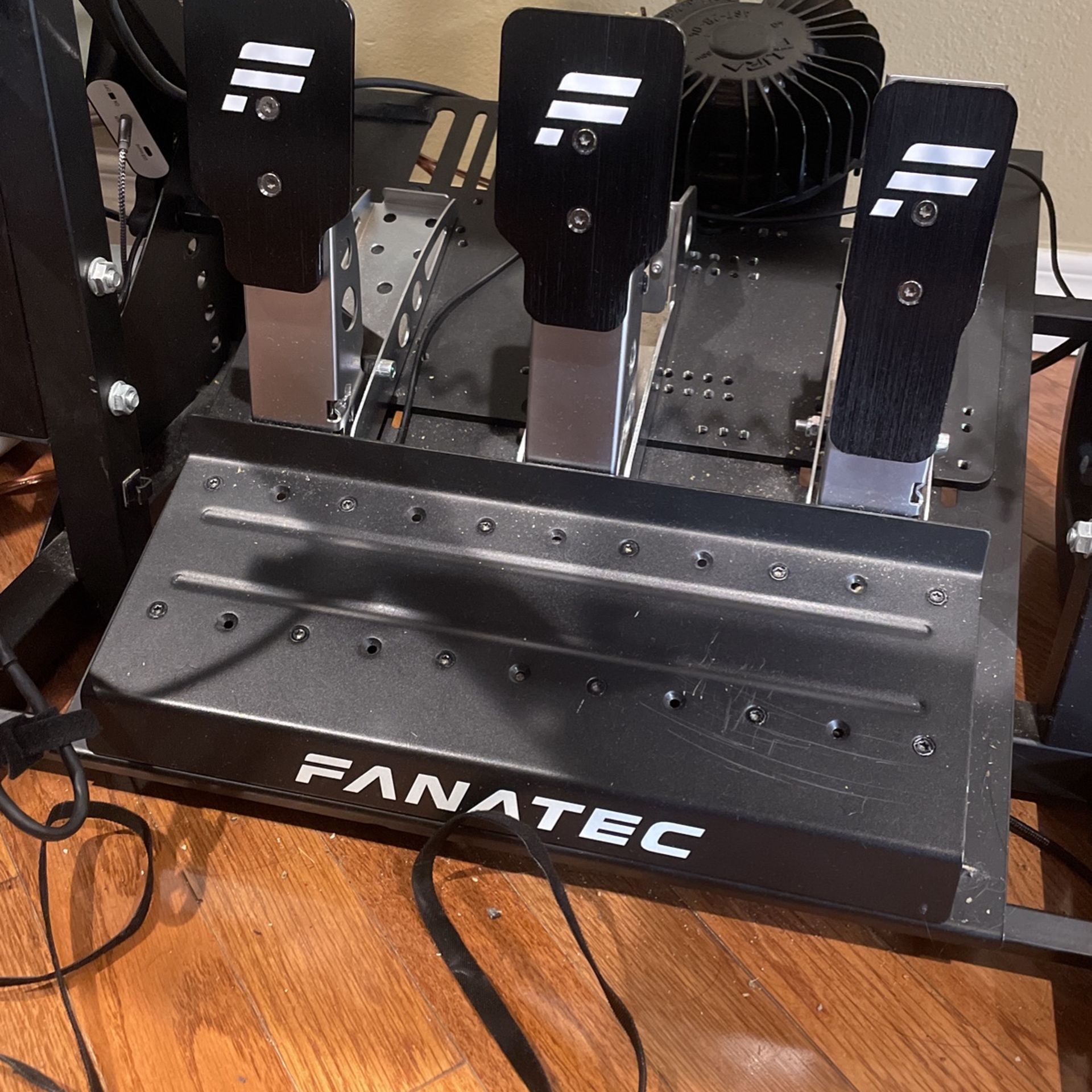 Fanatec CSL V2 Three Load Cell Pedal Set - Throttle, Brake, Clutch ...