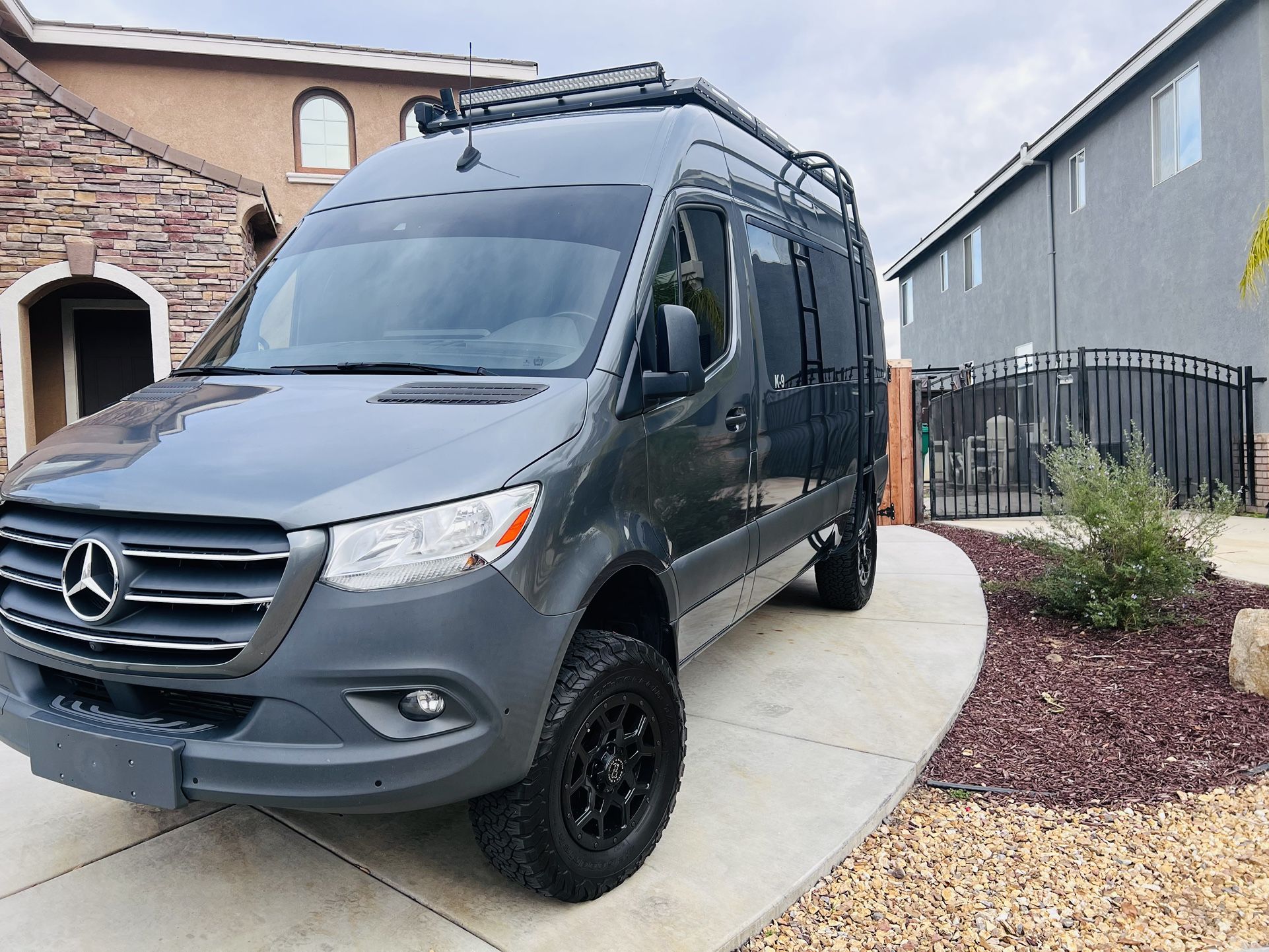 Mercedes Benz Sprinter Van 4x4 for Sale in Temecula, CA - OfferUp