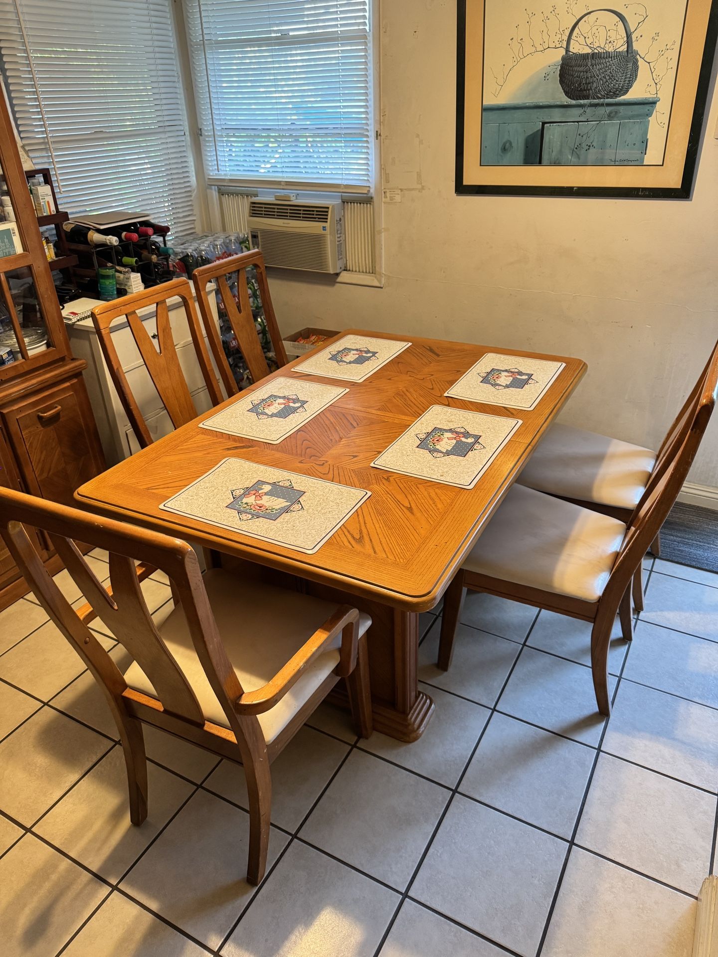 6 pc Dining Table For Sale for Sale in San Gabriel, CA - OfferUp