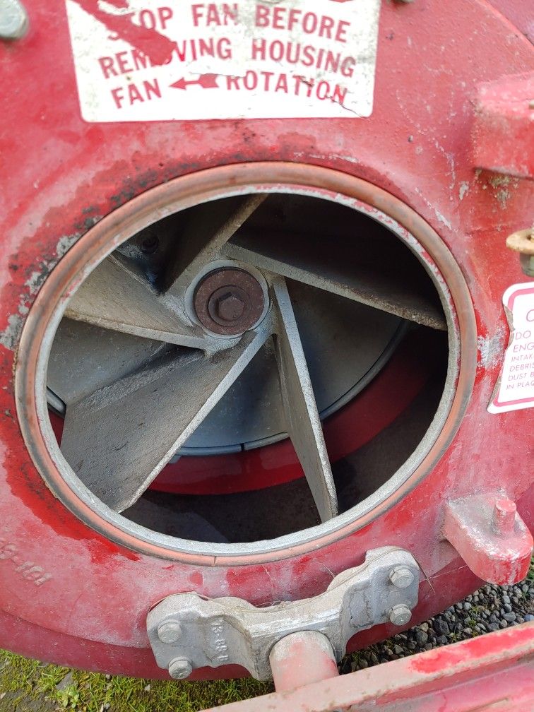 Parker Lawn, Leaf, Driveway, Parking Lot, Curb Vacuum for Sale in ...