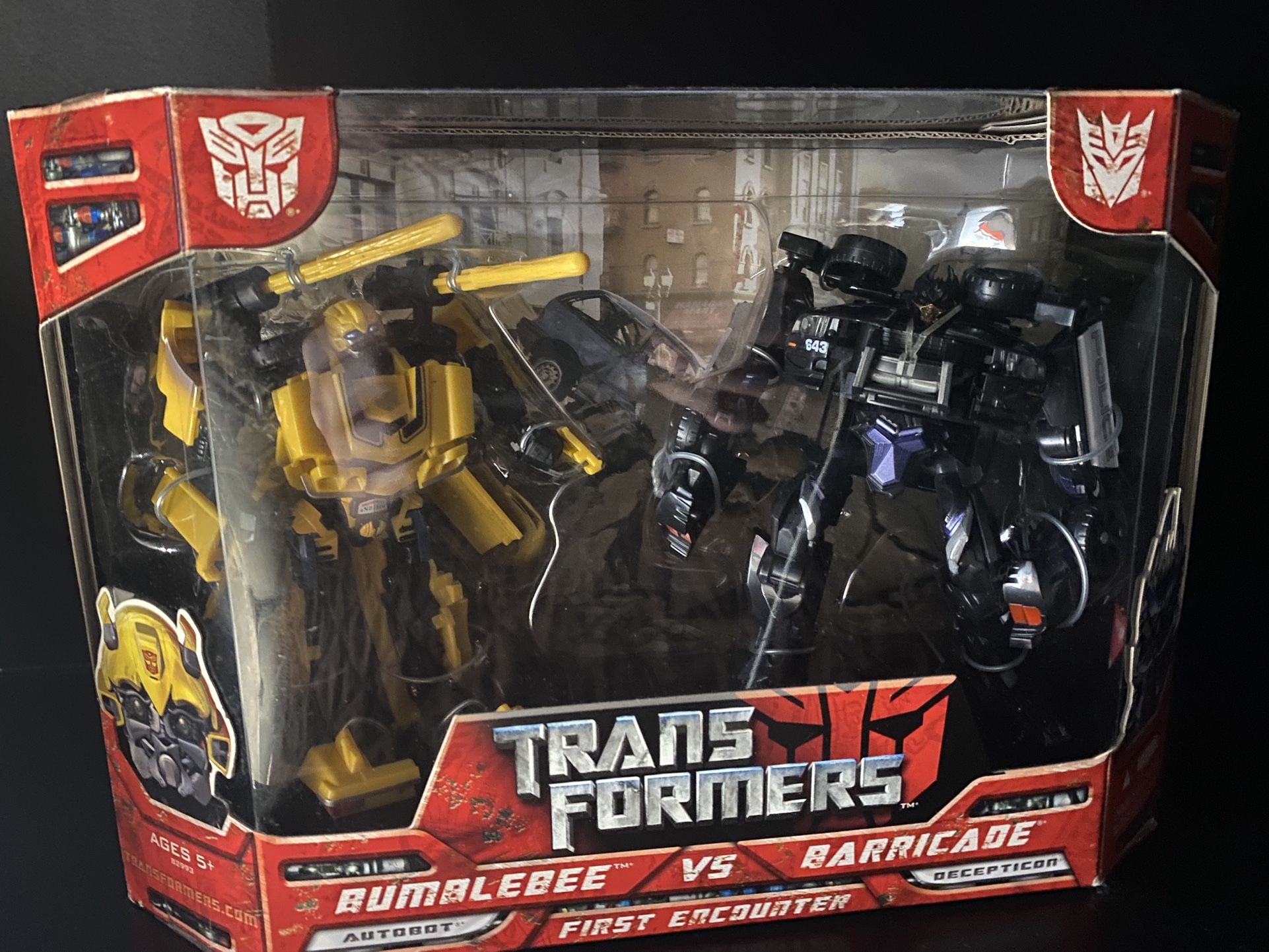 Transformers Barricade Vs Bumblebee