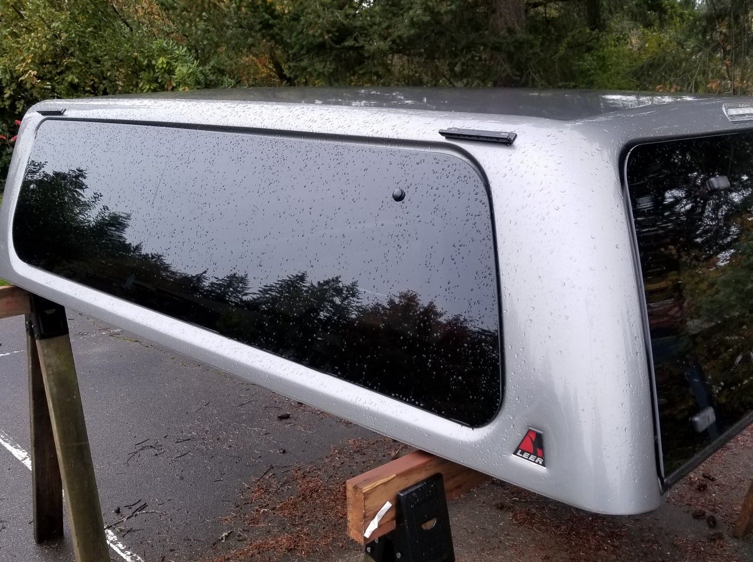 Leer 100XQ Canopy for Sale in Puyallup, WA - OfferUp