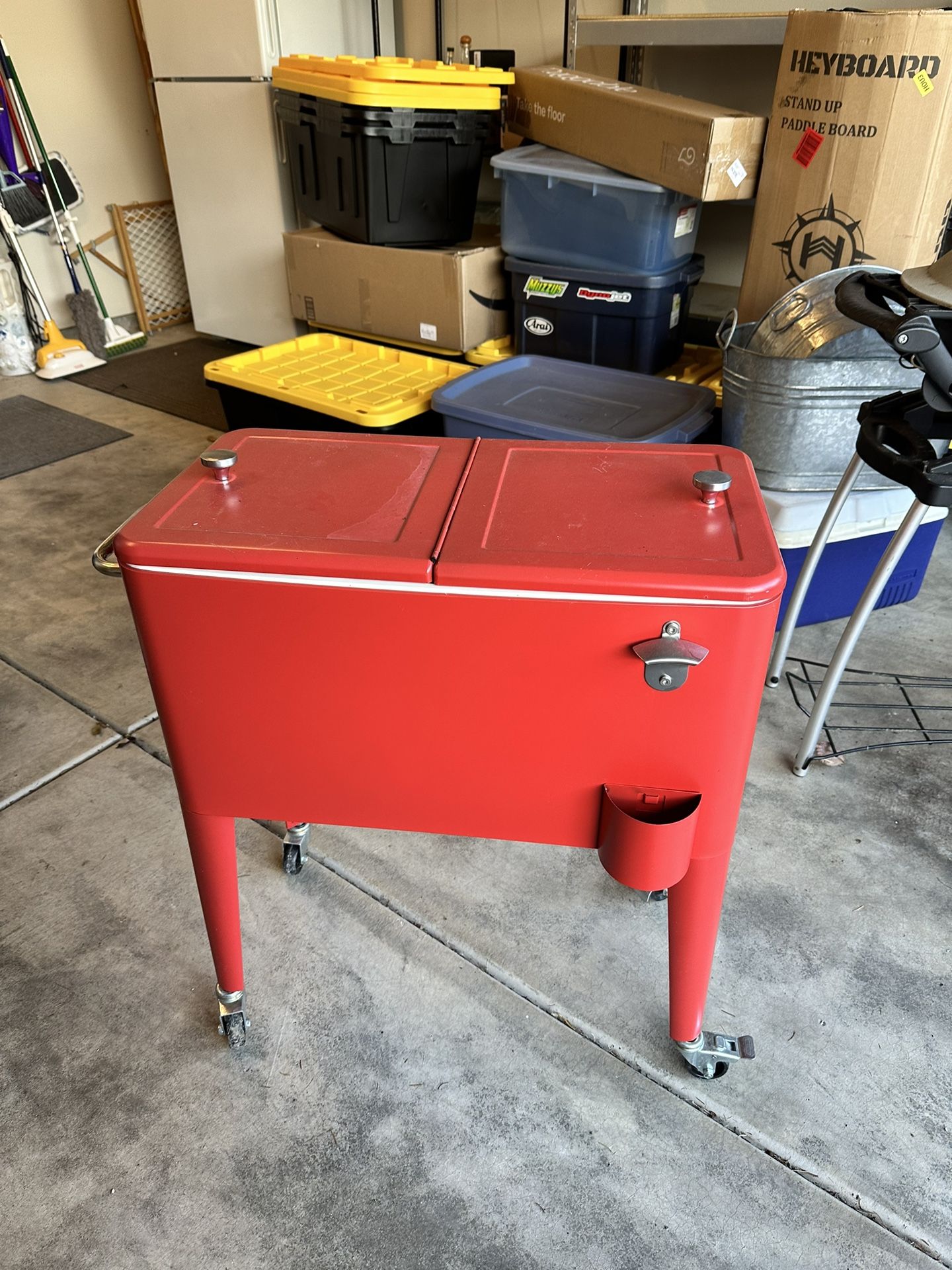 Red Cooler On Wheels for Sale in Puyallup, WA - OfferUp