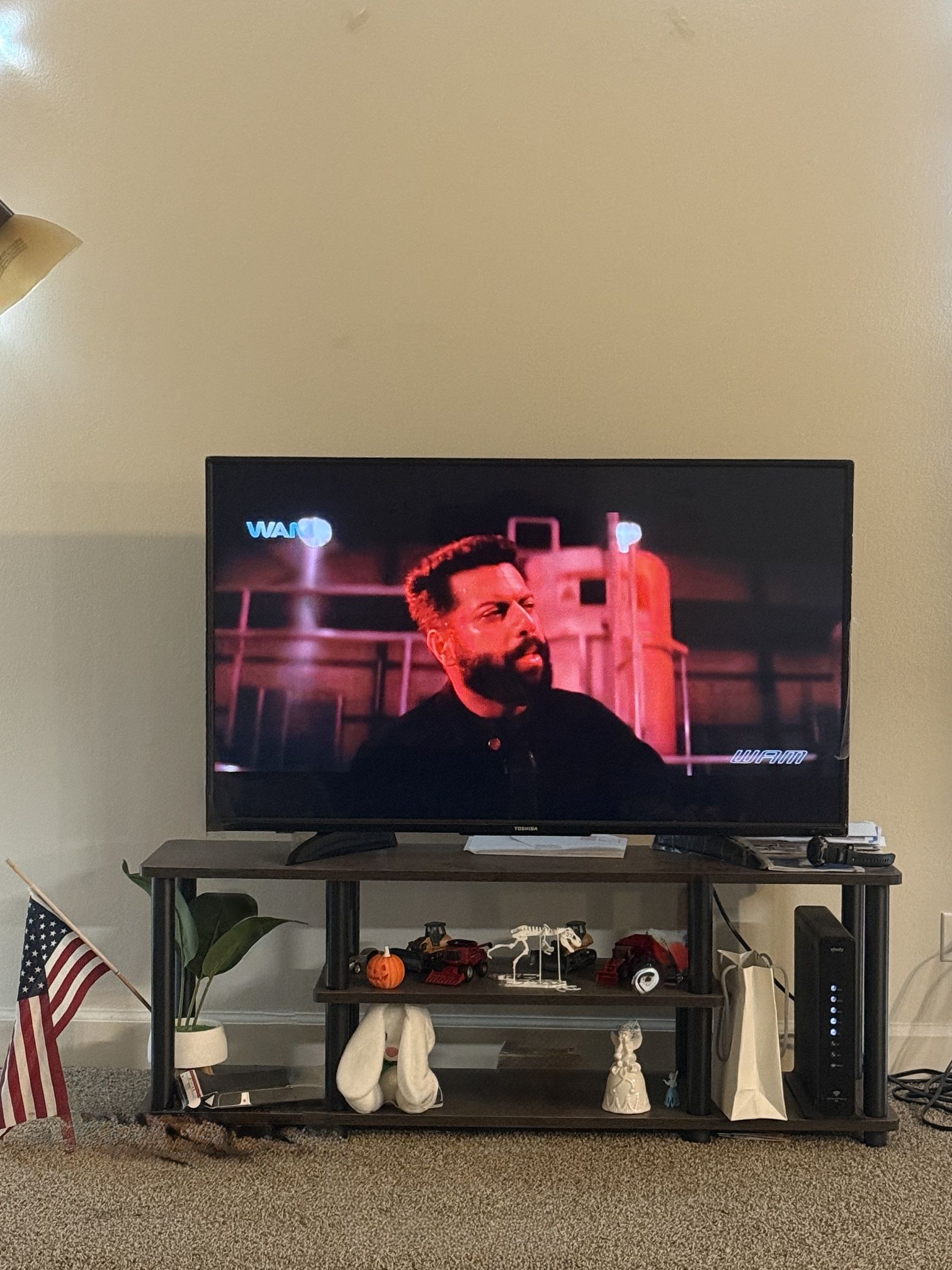 TV + Stand for Sale in Elk Grove Village, IL - OfferUp