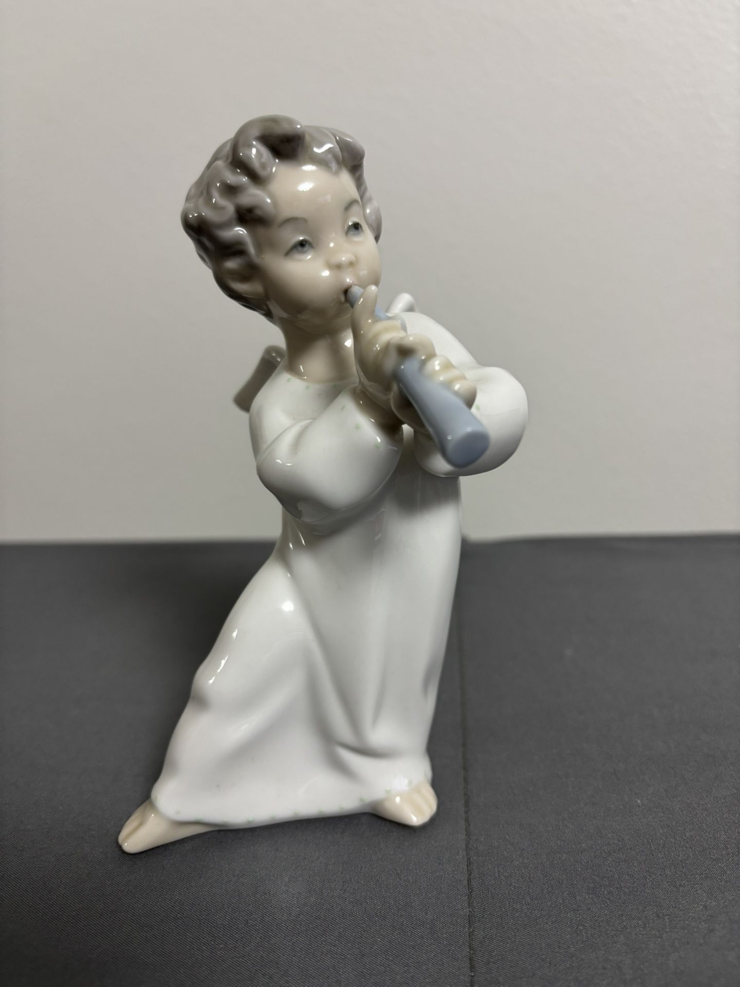 Angel with Flute Figurine Lladro for Sale in Miami, FL - OfferUp