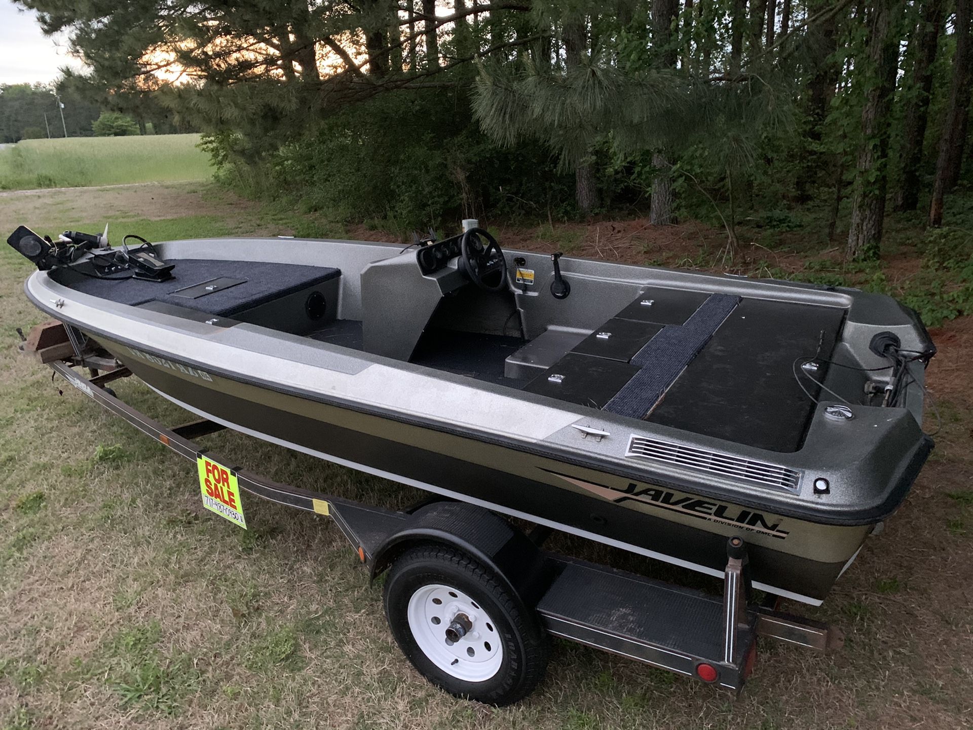 Javelin 356 Bass Fishing Boat 16’ w/Trailer for Sale in Tyner, NC - OfferUp