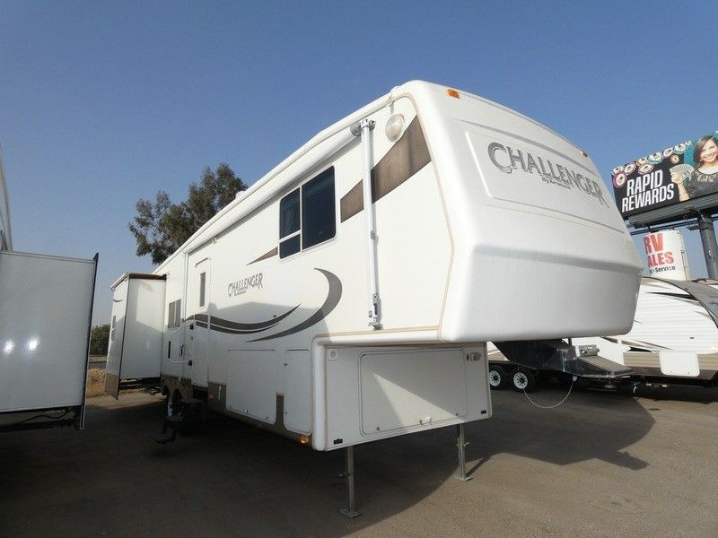 2005 Keystone Challenger 34TLB 5th Wheel for Sale in Tulare, CA - OfferUp