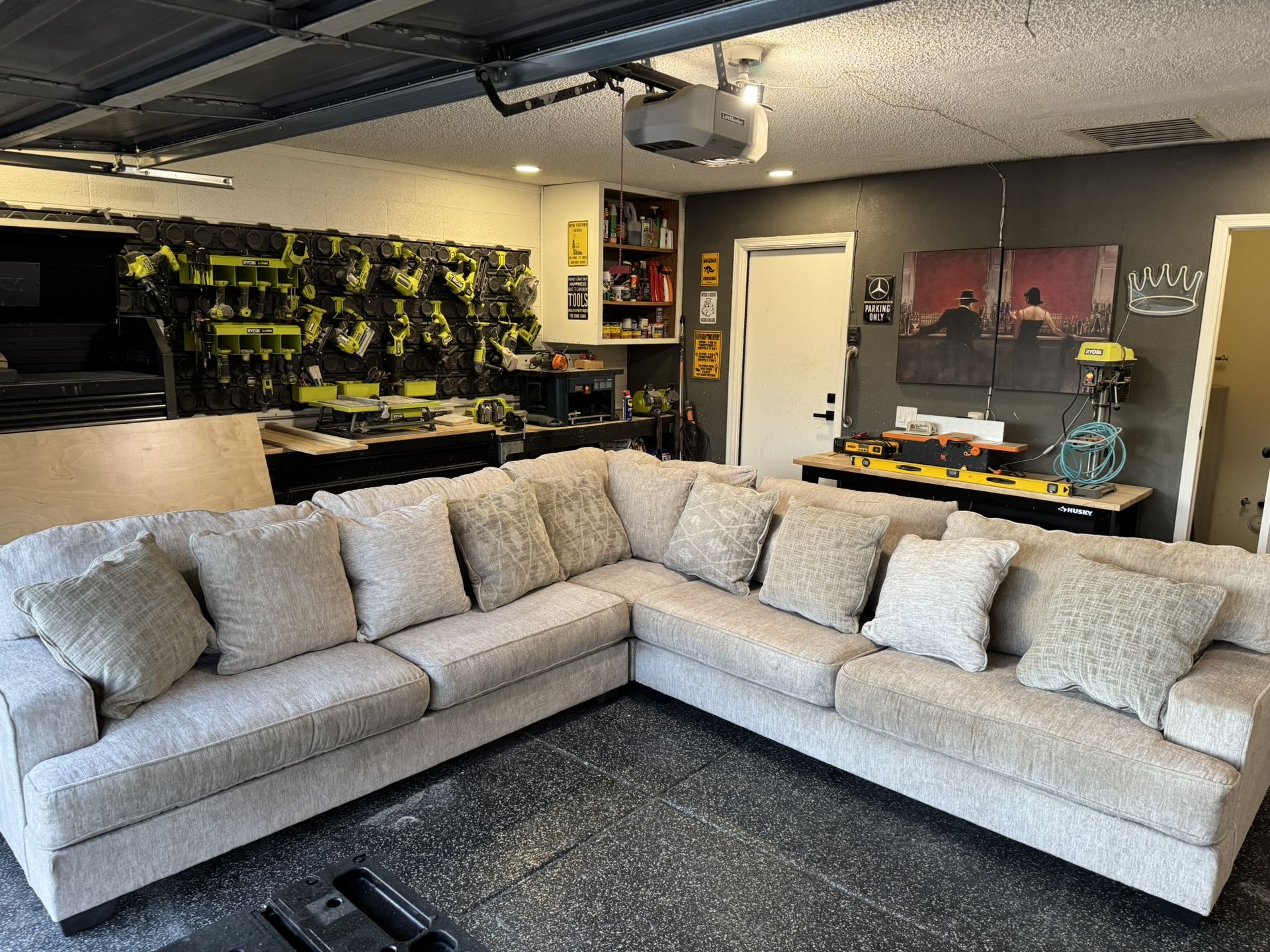 Large L Shaped Couch for Sale in Glendale, AZ - OfferUp