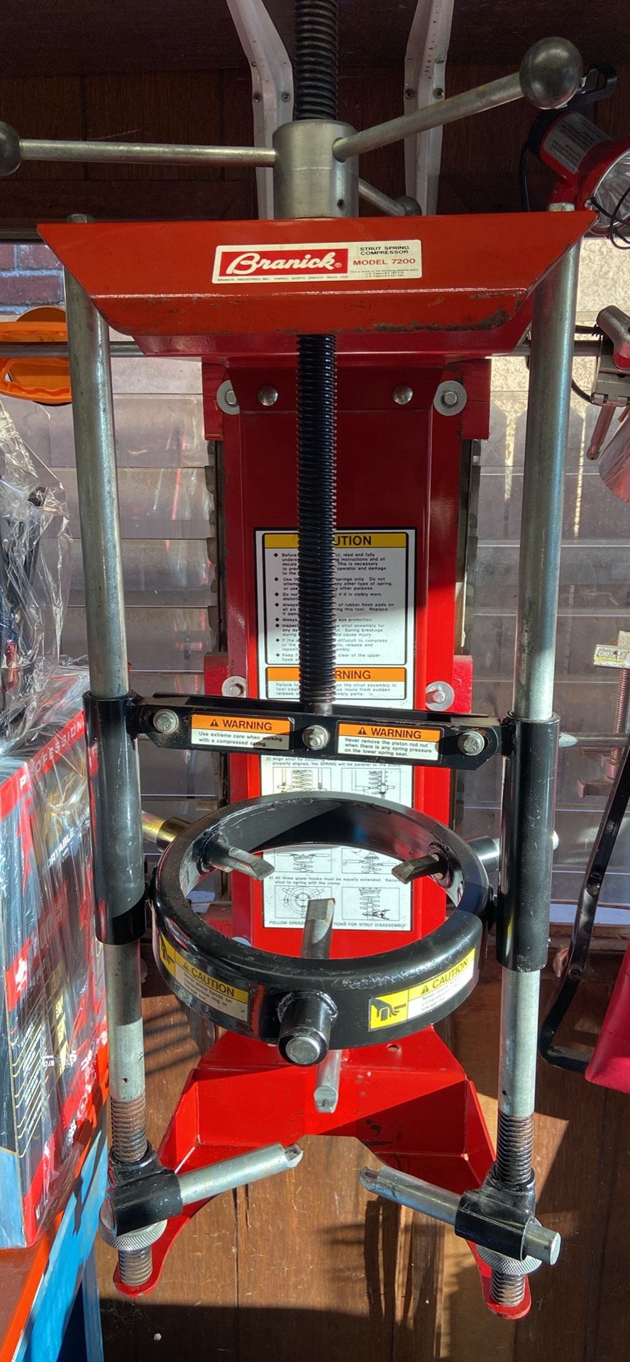 Strut Compressor for Sale in Los Angeles, CA - OfferUp