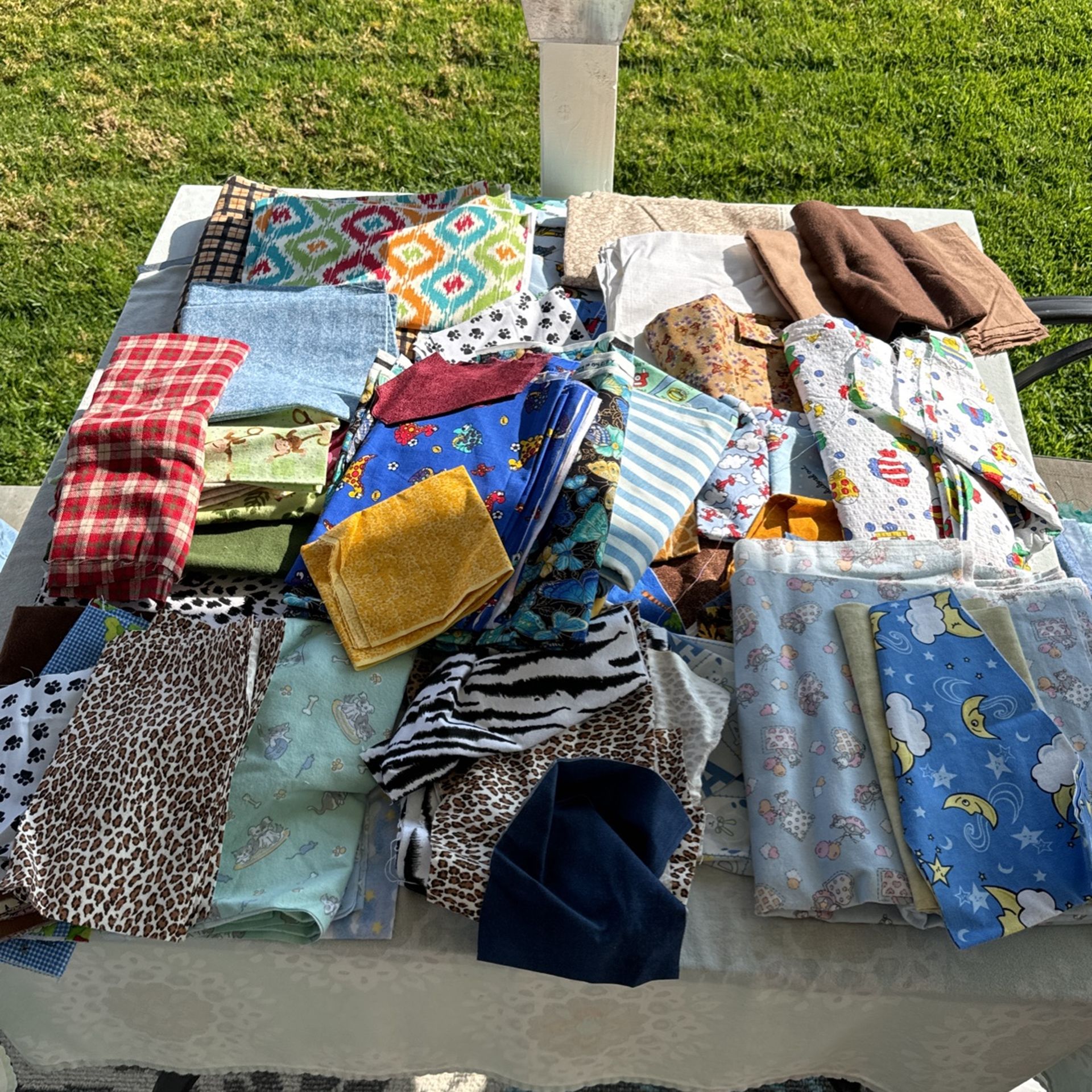 Large Lot Of Various Fabrics for Sale in West Covina, CA - OfferUp