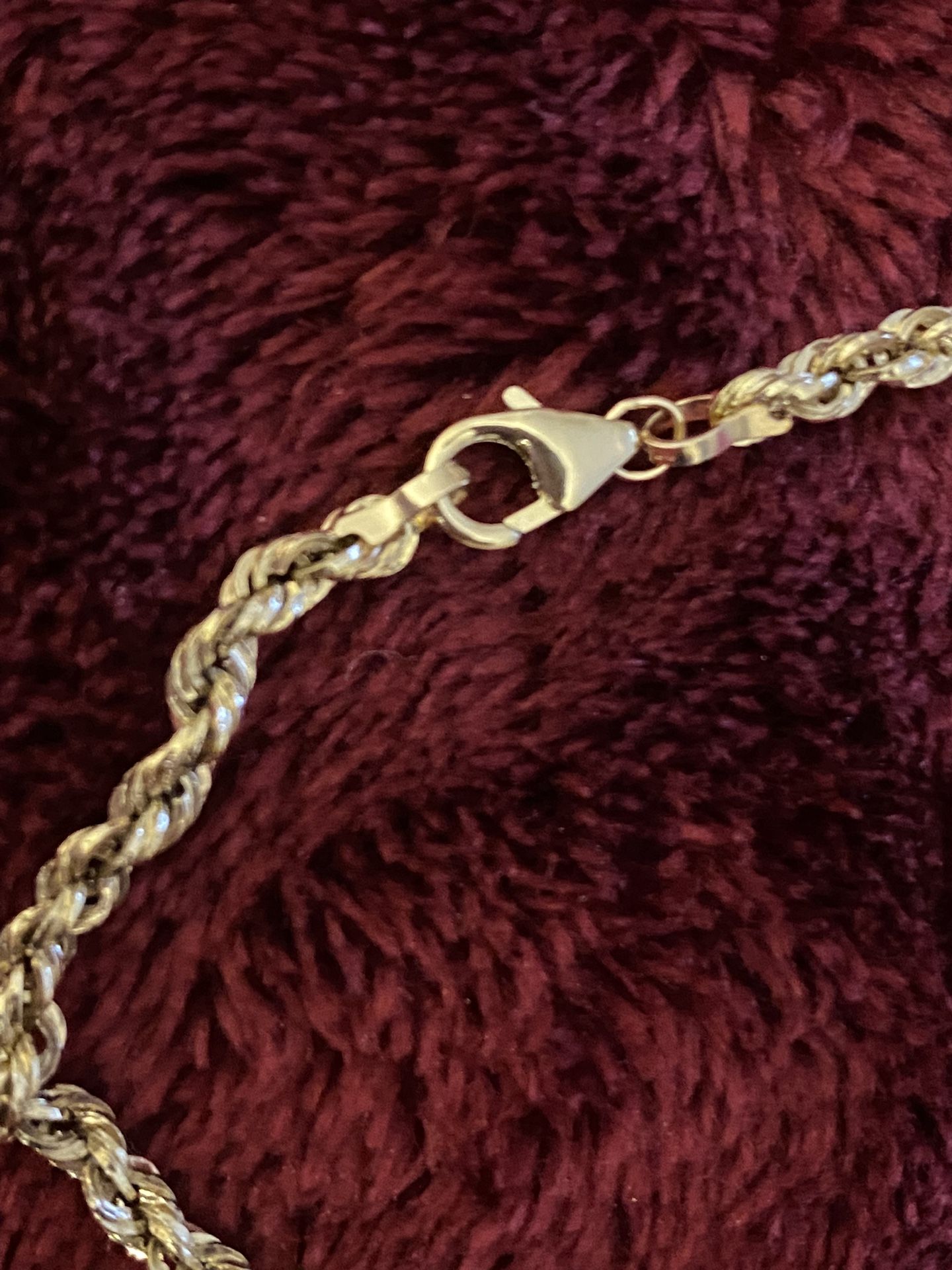 10k Gold Rope Chain Whit Cross Real Gold for Sale in Kissimmee, FL ...