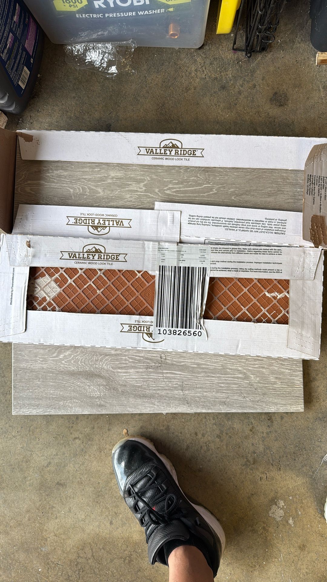 Ceramic Wood Look Tile 4 Boxes (approx 50sq Ft) for Sale in Paramount ...