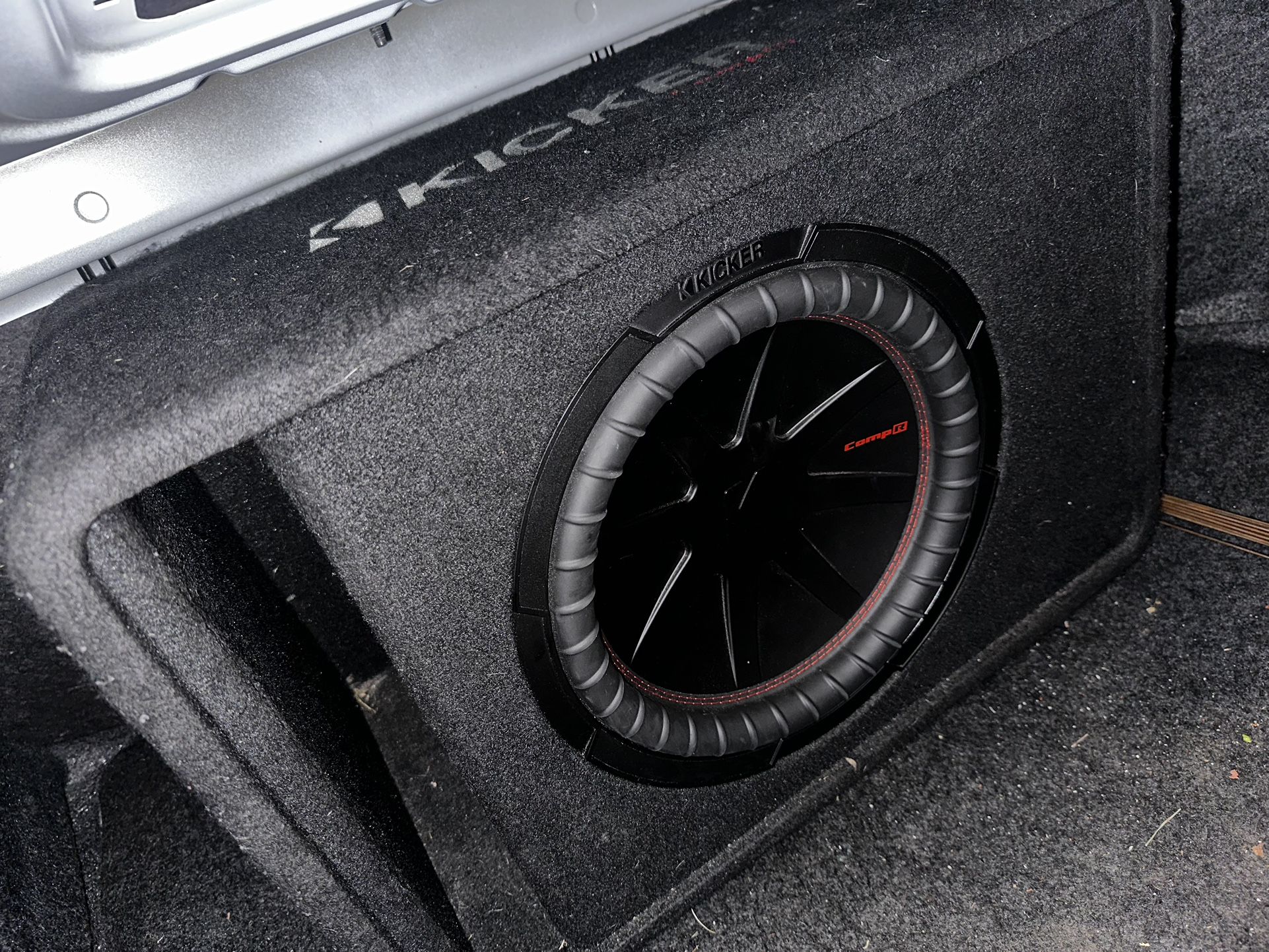 12” Kicker Sub for Sale in Houston, TX - OfferUp