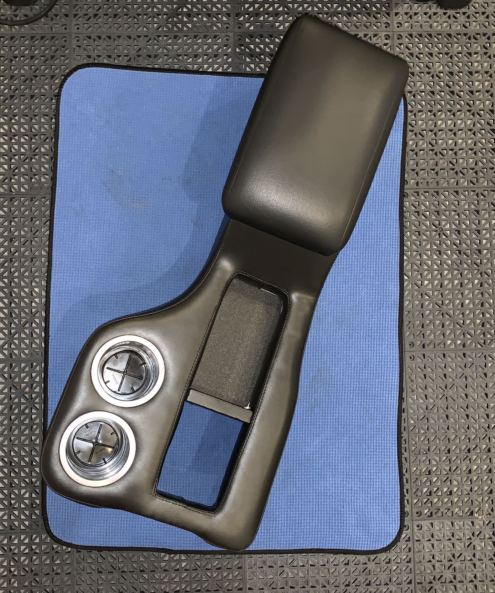 1965-1970 Mustang- Classic Consoles Humphugger Cruiser Console, Black ...