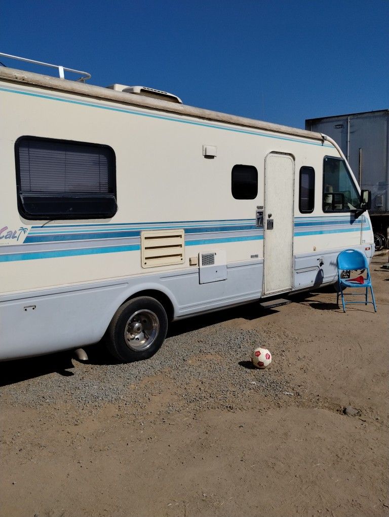 1992 Tropical Motorhome for Sale in Fresno, CA - OfferUp
