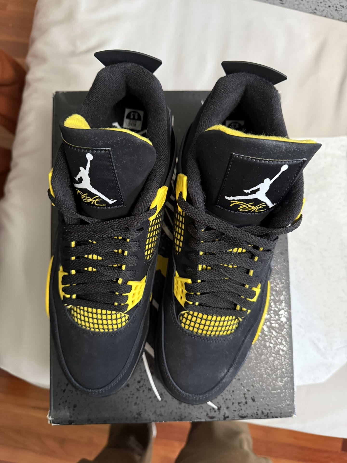 Jordan 4 *DS* Thunder for Sale in Fremont, CA - OfferUp