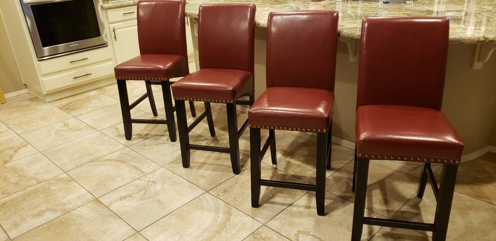 4 Parson's type Slipper Kitchen Chairs for Sale in Sun City, AZ - OfferUp