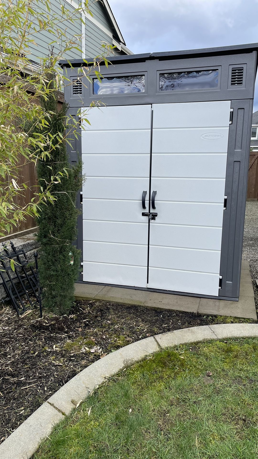 Suncast 6 X 5 Modern Shed For Sale In Puyallup WA OfferUp suncast-6-x-5-modern-shed-for-sale-in-puyallup-wa-offerup
