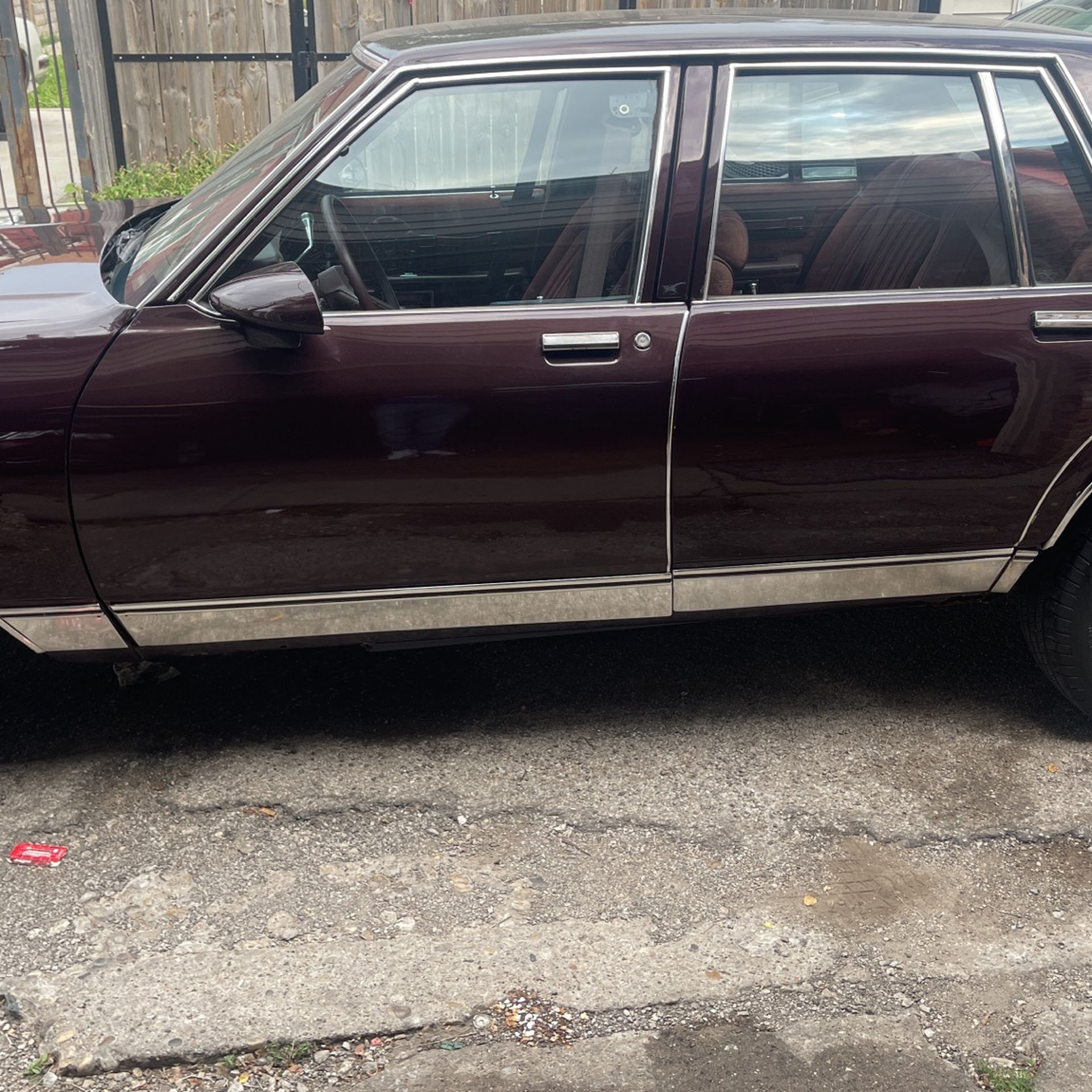 1990 Chevrolet Caprice for Sale in Chicago, IL - OfferUp