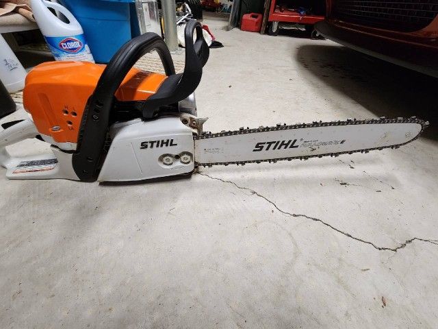 STIHL Chainsaw MS 311 with 20 inch bar. Serviced In 22 & Very low hours ...