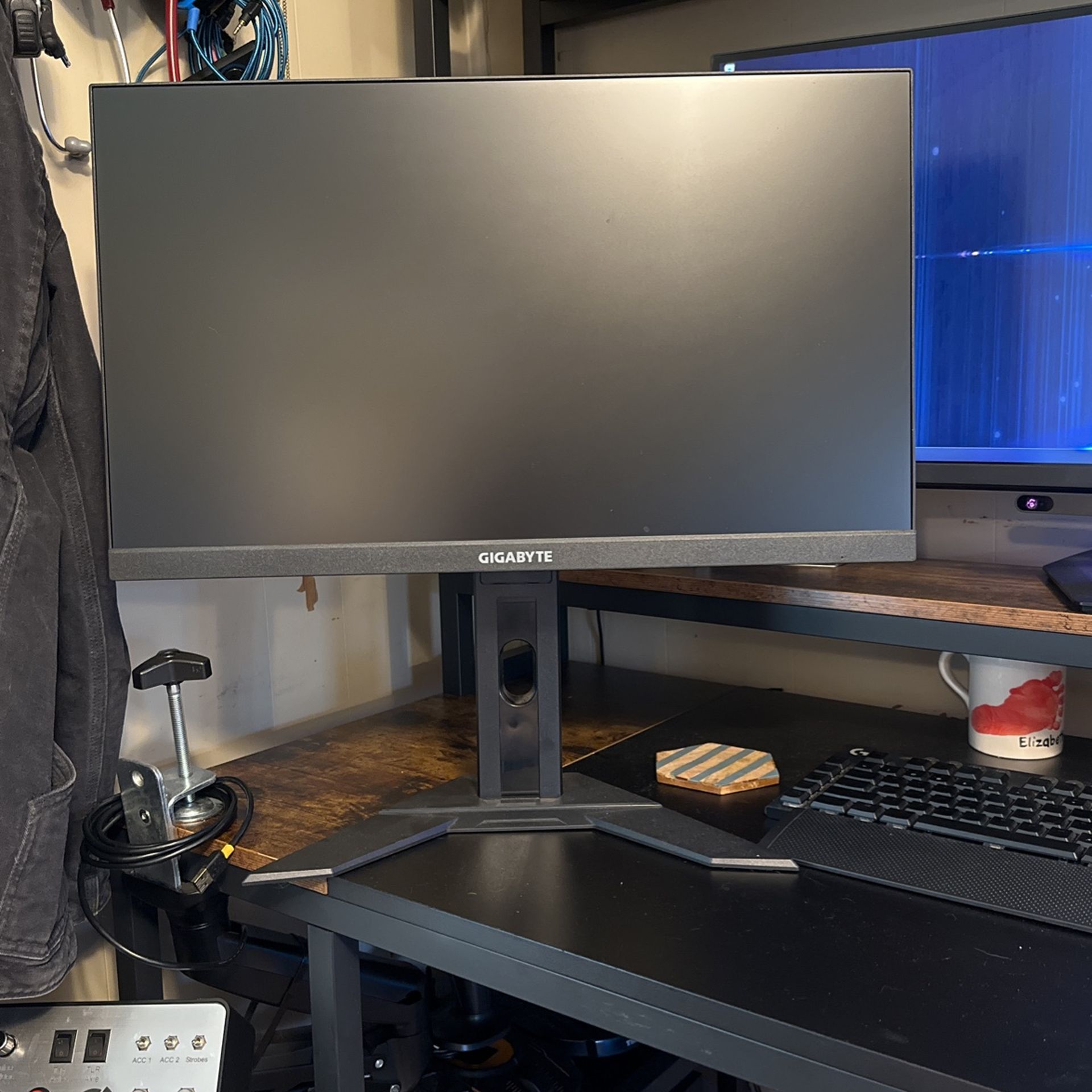 Gigabyte G24f Monitor 165 Hz for Sale in East Palestine, OH - OfferUp