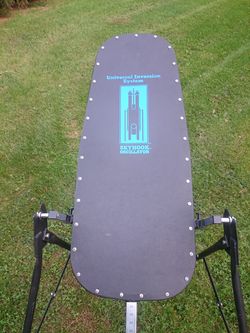 Inversion Table - Skyhook Oscillator Universal Inversion System - Nice ...