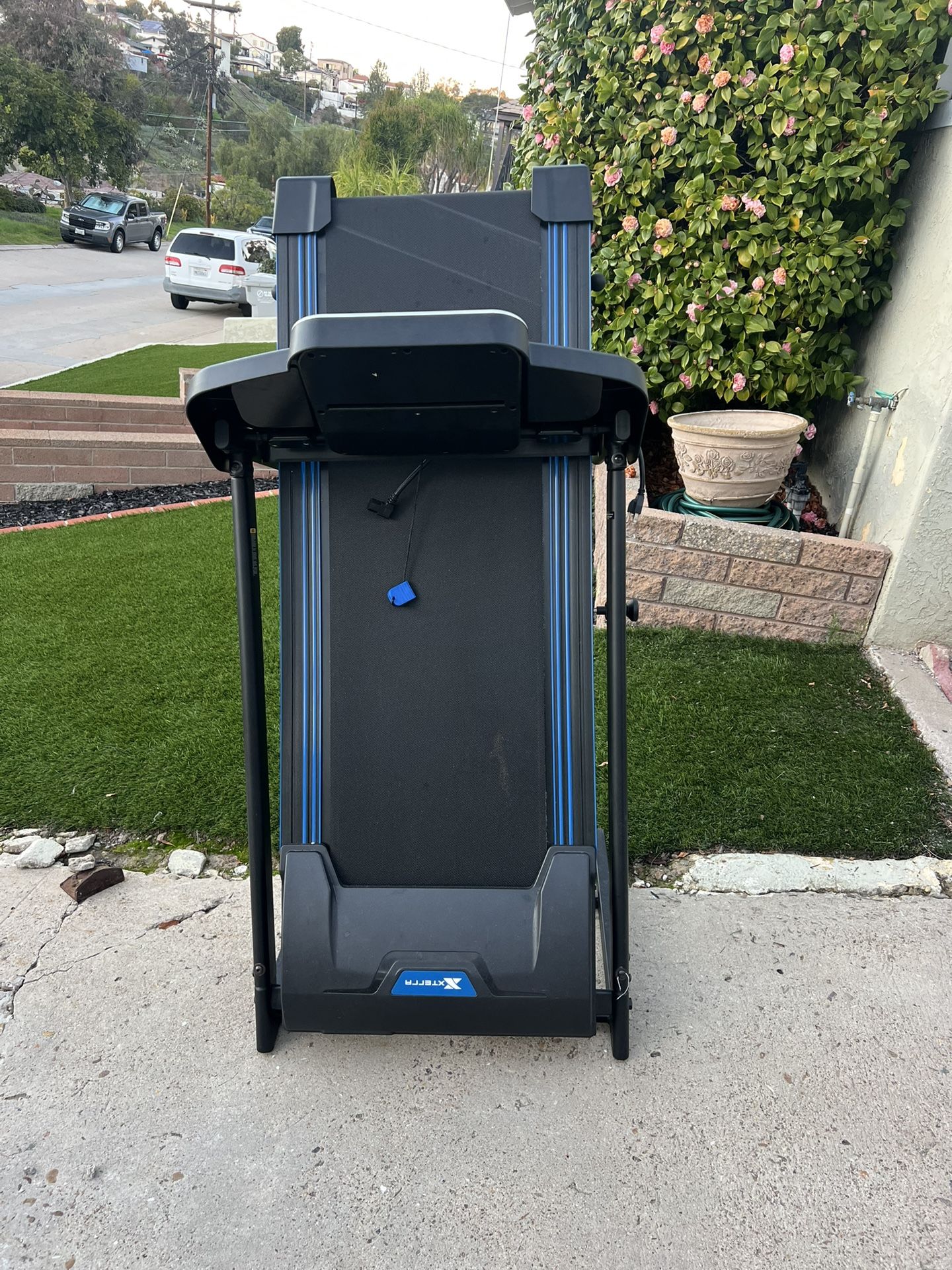 XTERRA Fitness TR150 Folding Treadmill – Great Condition! for Sale in ...