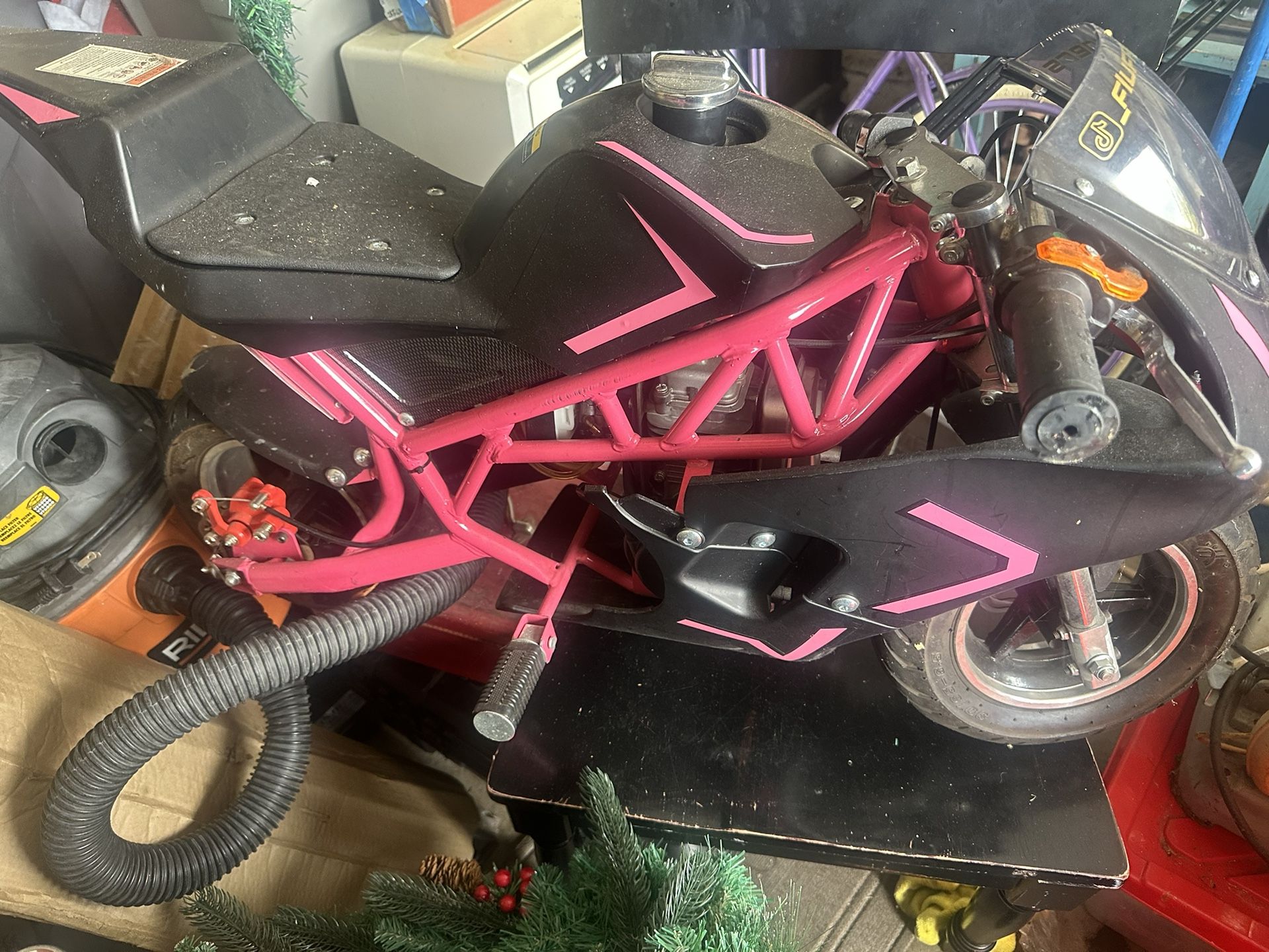 Pink Pocket Bike 40cc Gas Mini Bike for Sale in Lake Elsinore, CA - OfferUp