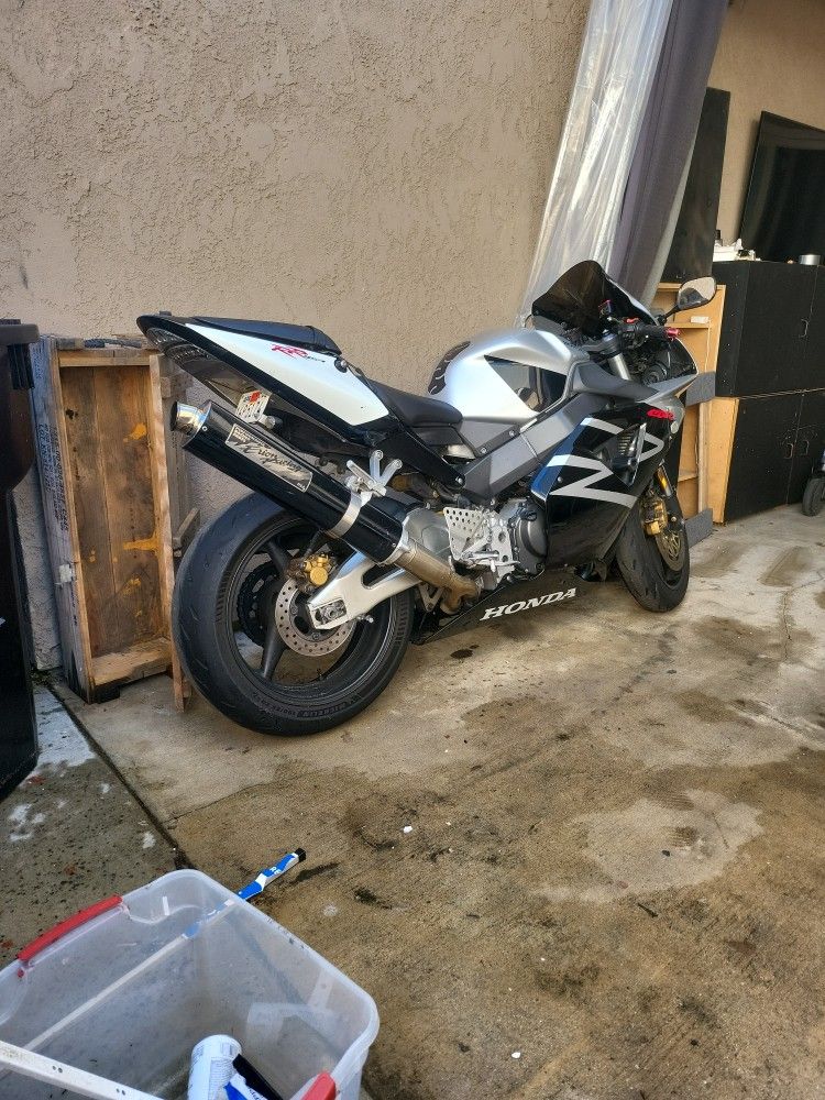 2002 Honda CBR 954RR for Sale in La Mirada, CA - OfferUp