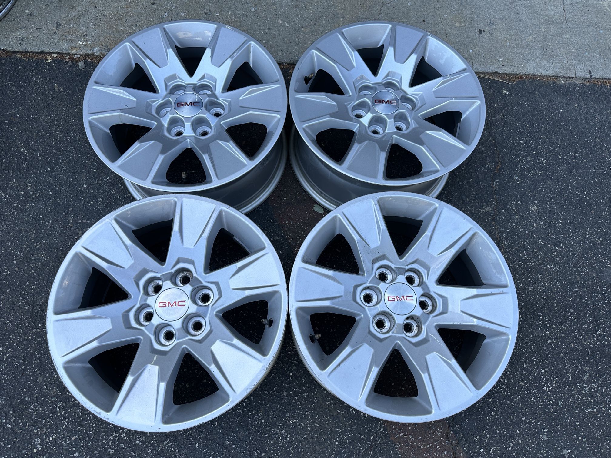 Four GMC canyon 17 inch aluminum rims fit Chevy Colorado. 2015 and up ...